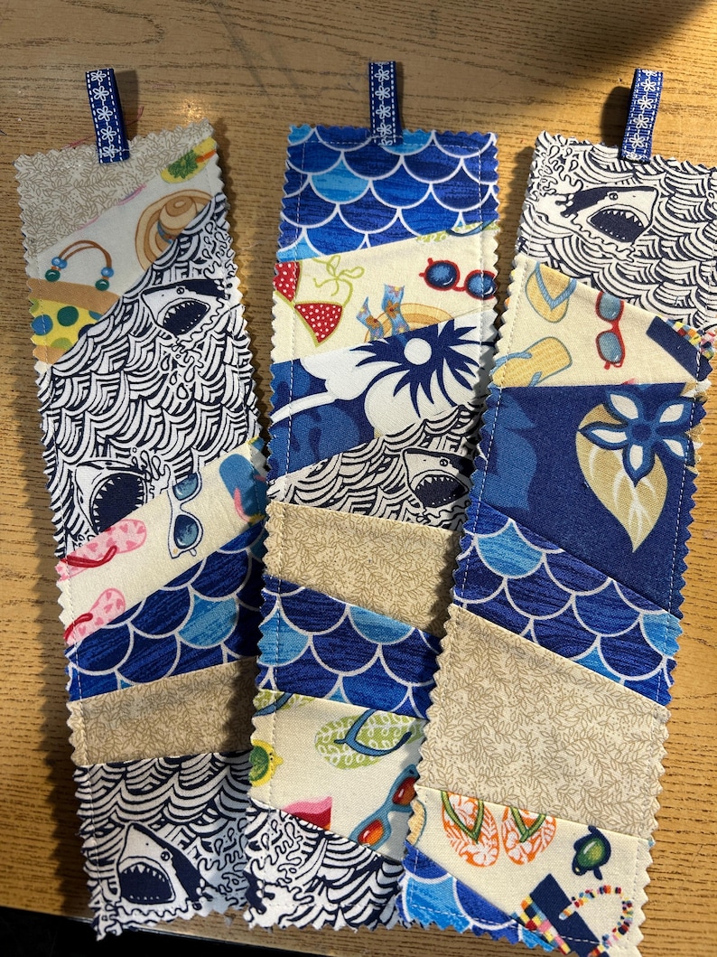Quilted Scrappy Bookmark Sewing Tutorial (PDF Pattern) - Etsy
