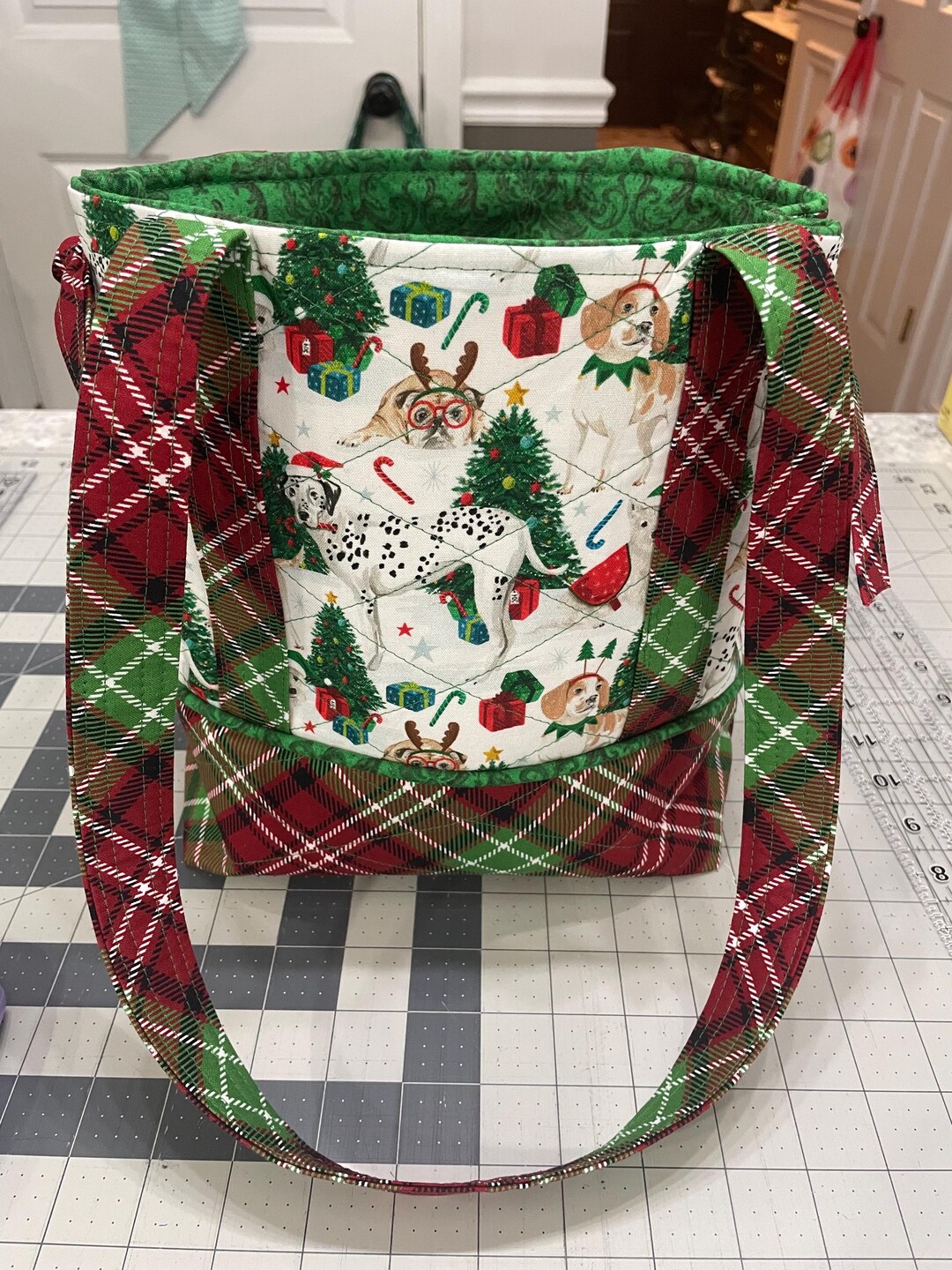 Quilted Small Tote With Dog Print. Poly Fleece Interfacing on Outer and ...