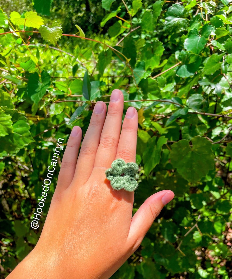 Crochet Flower Ring PATTERN, Crochet Rings - Etsy