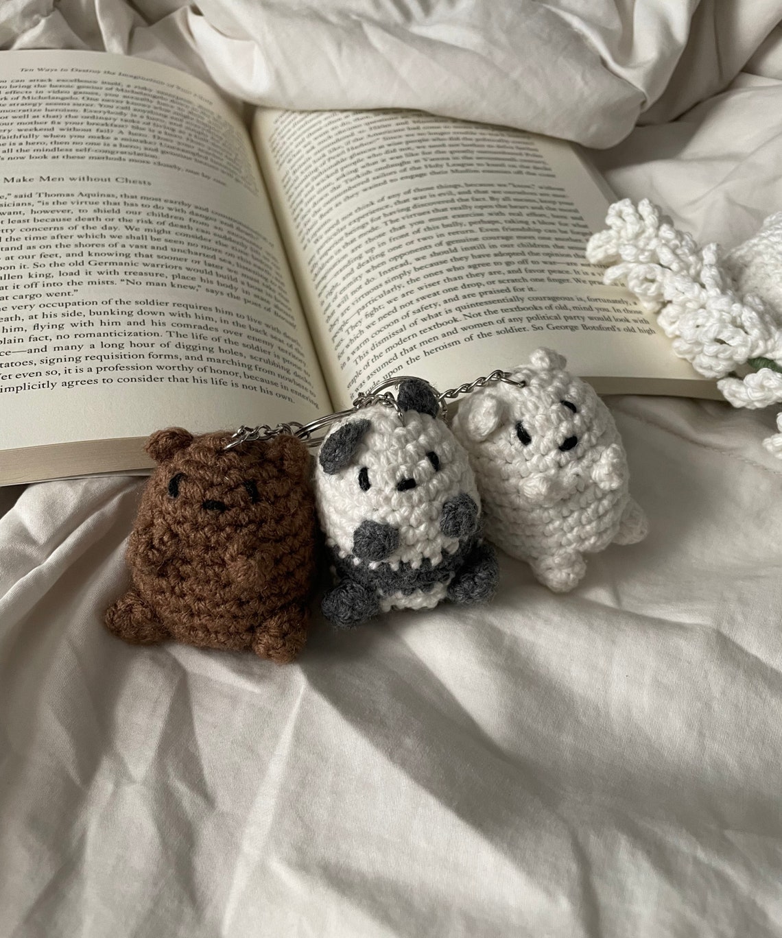 Free Crochet We Bare Bears Pattern, Crochet Keychain Bears, Crochet ...