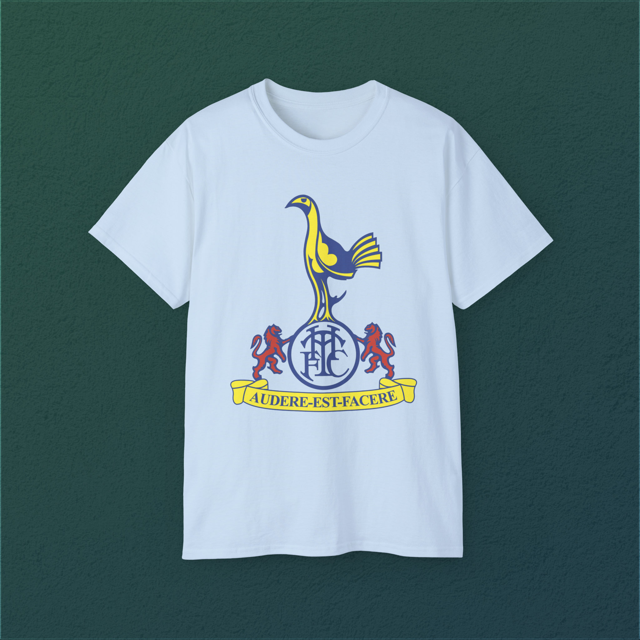Tottenham Hotspur Vintage Logo T Shirt, Aesthetic Sports Wear ...
