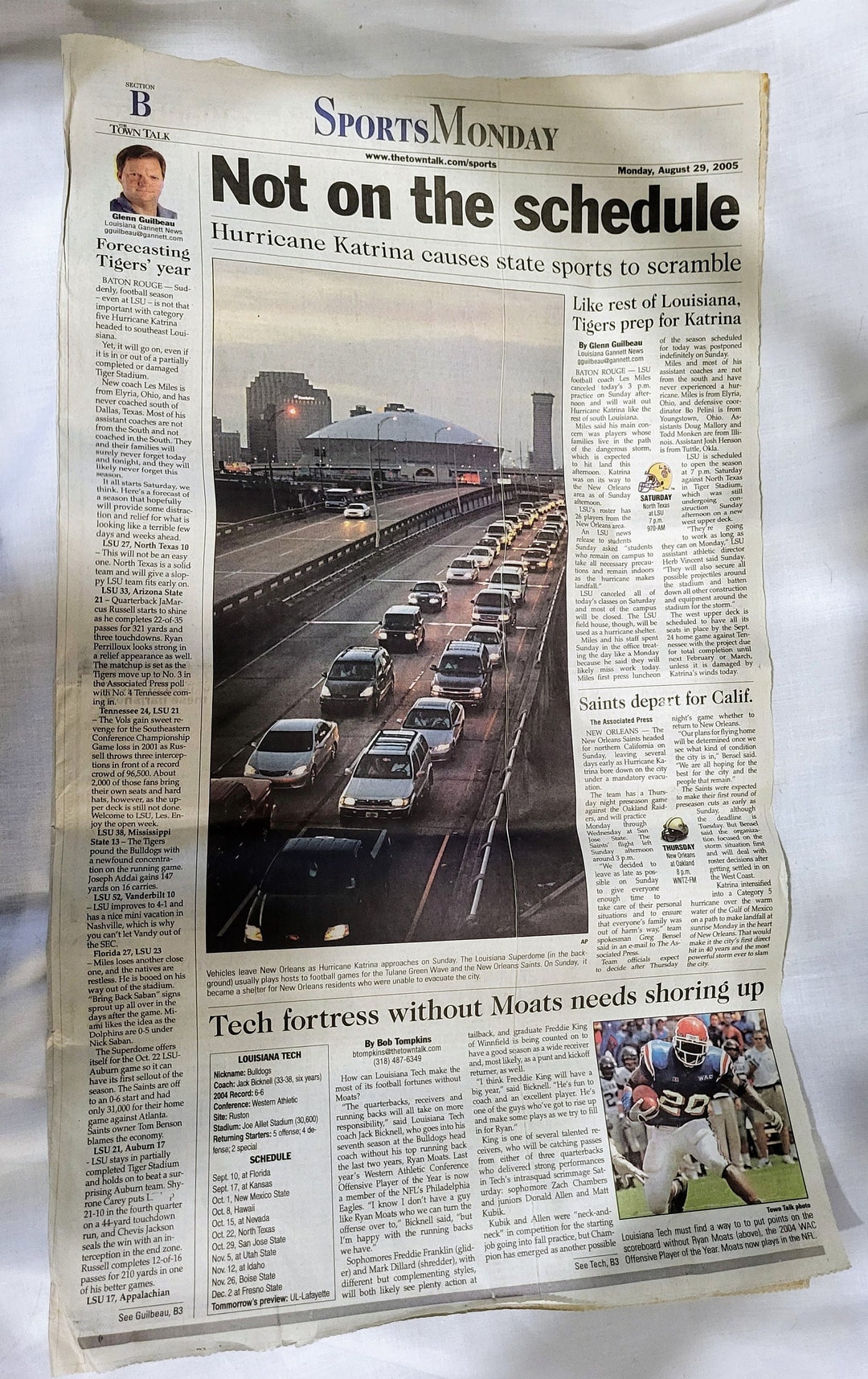 2005 Newspaper Featuring the Devastation of Hurricane Katrina and Other ...