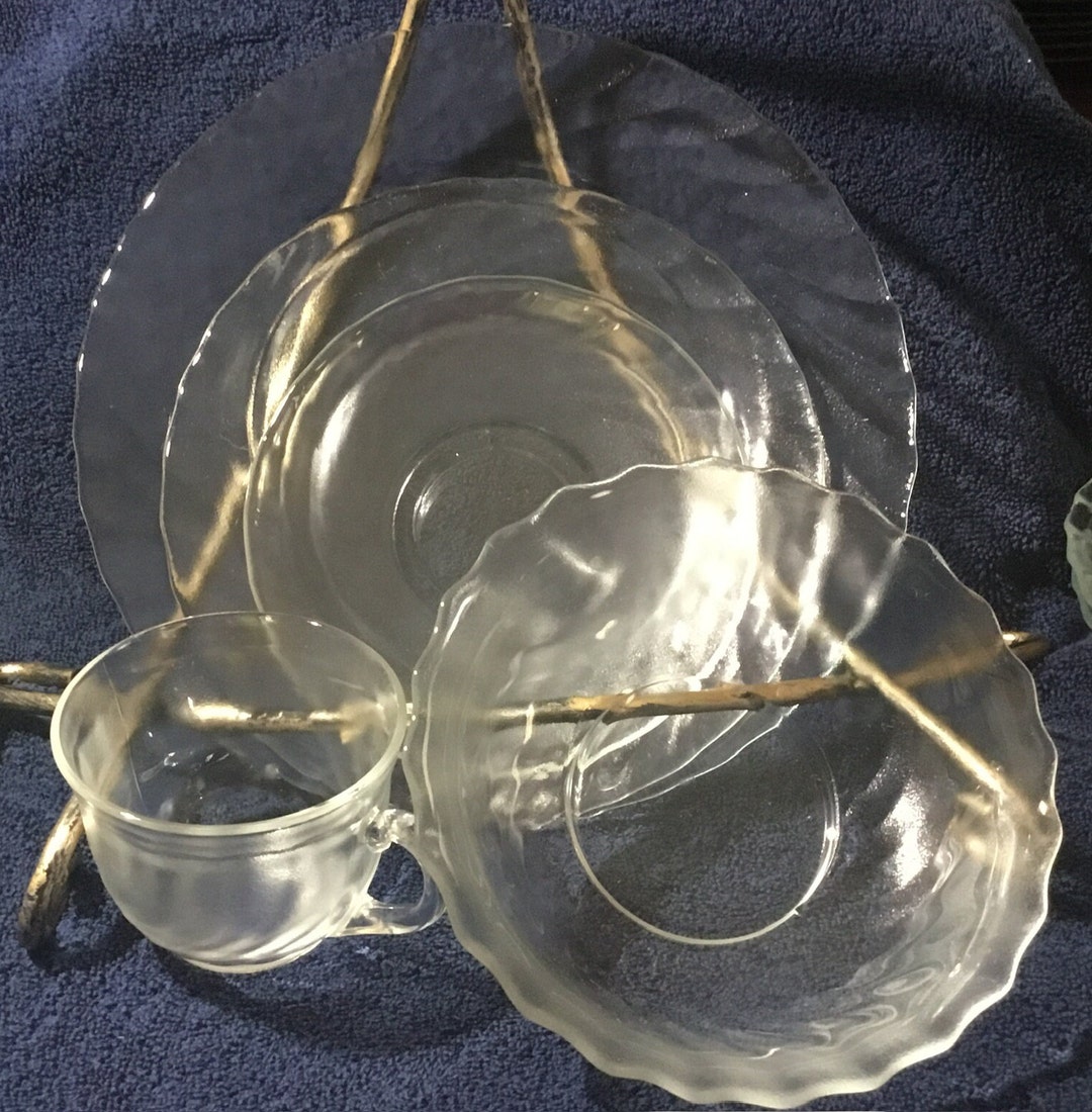 Vintage Arcoroc Dinnerware Five 5 Piece Place Setting - Etsy