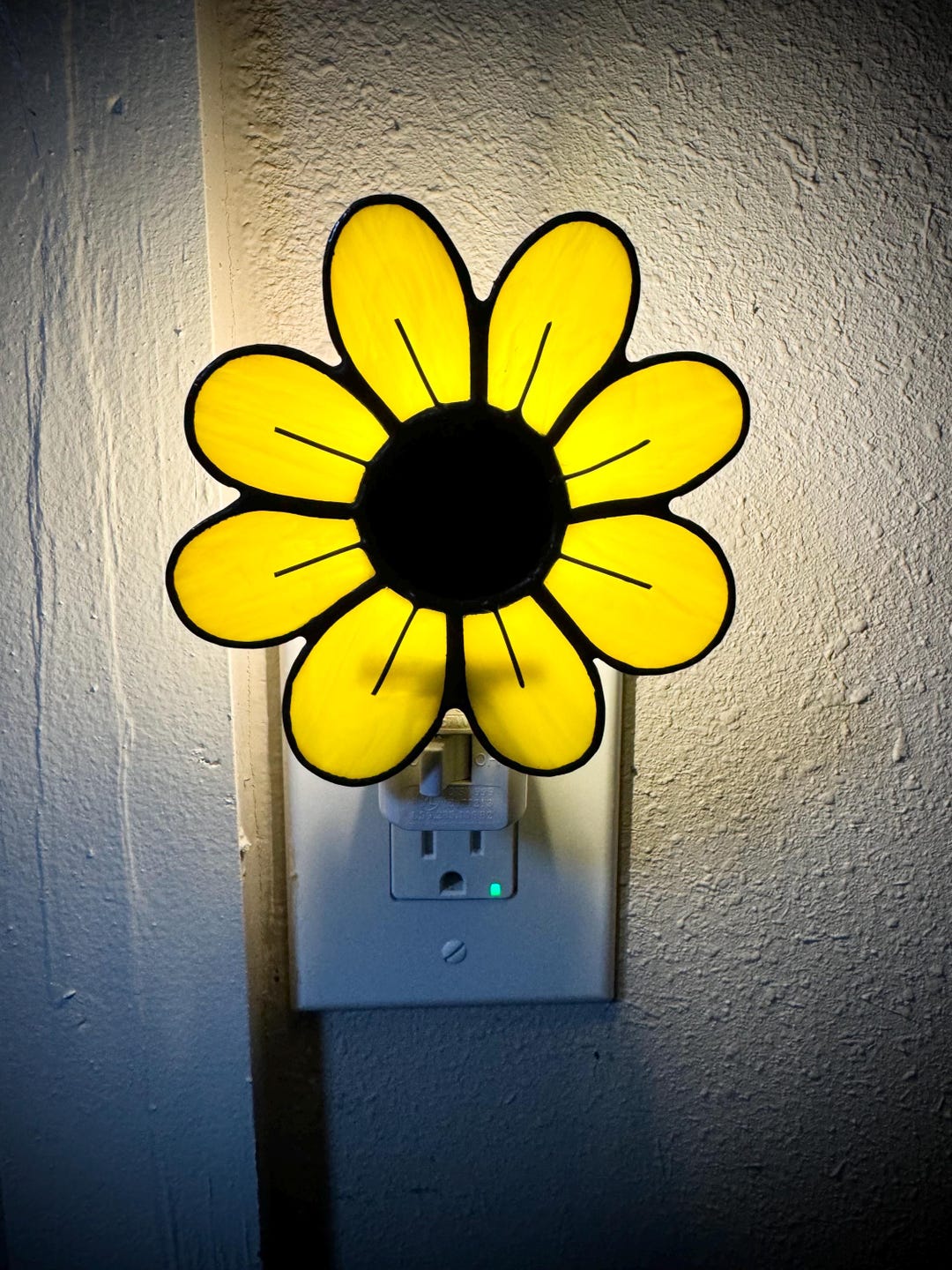 Handmade Stained Glass Daisy Night Light - Etsy