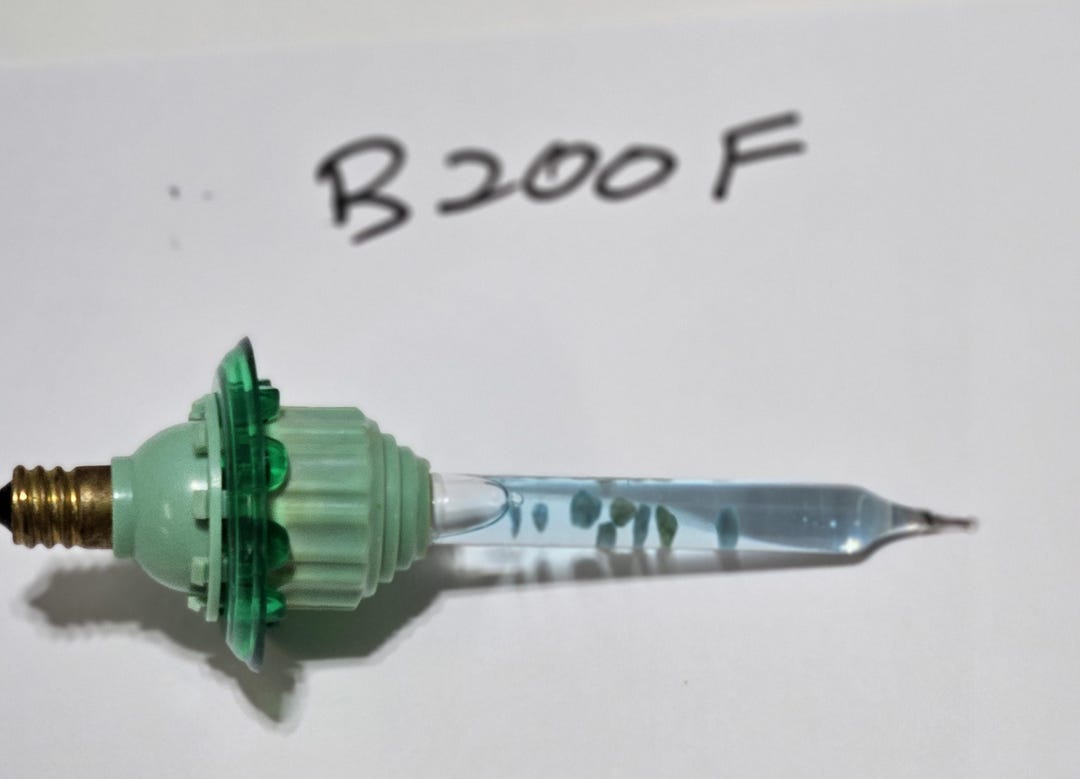 B200F Rare Vintage Paramount Oil 1945-1950 - Etsy