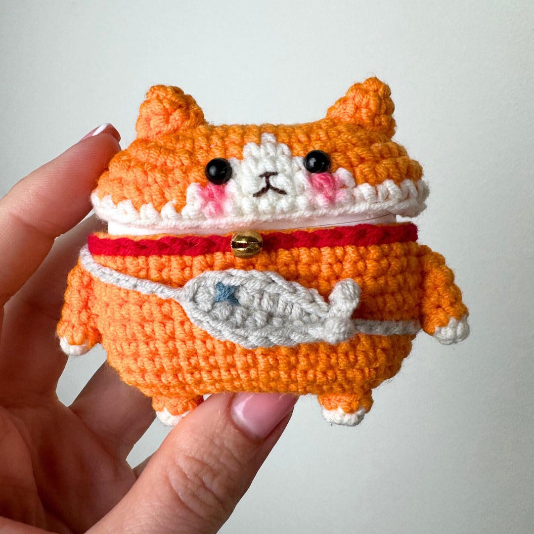 Crochet Cat AirPod Case | Cute Black White Plush Cat Handmade Airpods ...