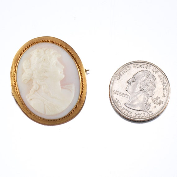 10K Classic Cameo Pin Brooch - Gem