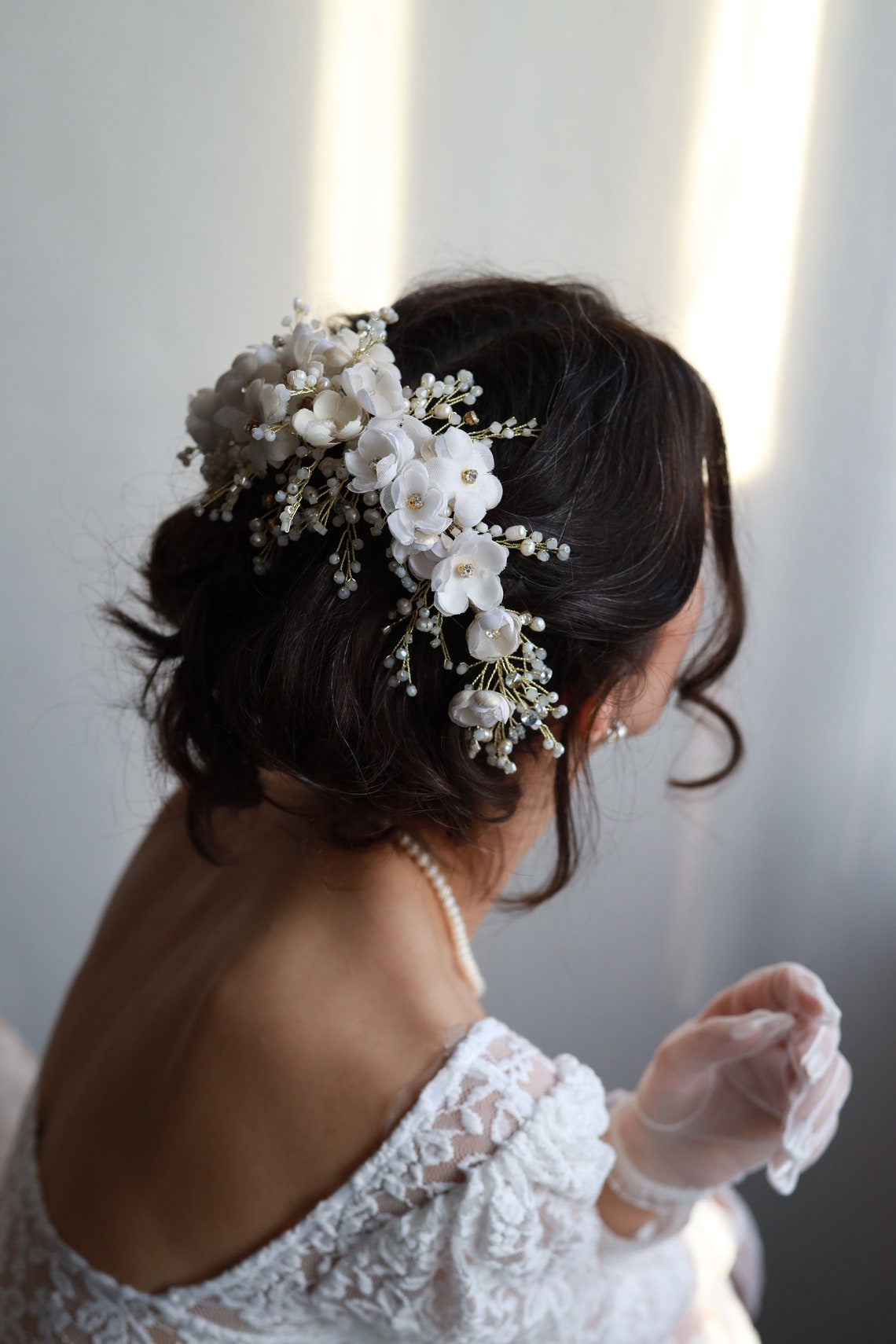 Chic White Flower Wedding Hair Accessories Beautifully Designed Bridal ...