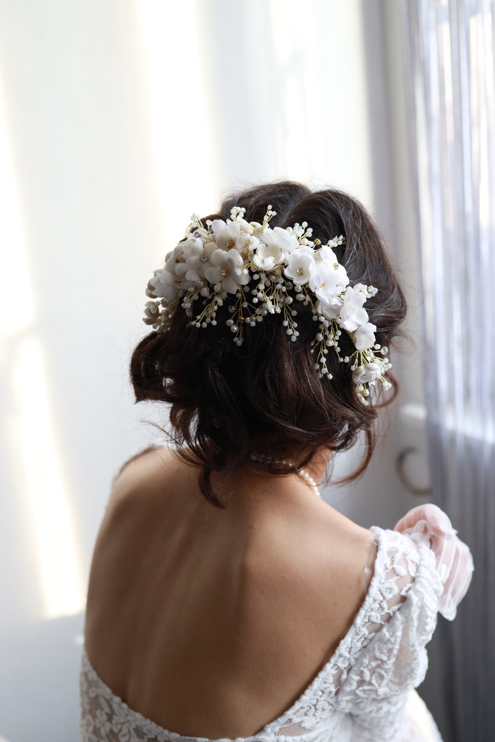 Chic White Flower Wedding Hair Accessories Beautifully Designed Bridal ...
