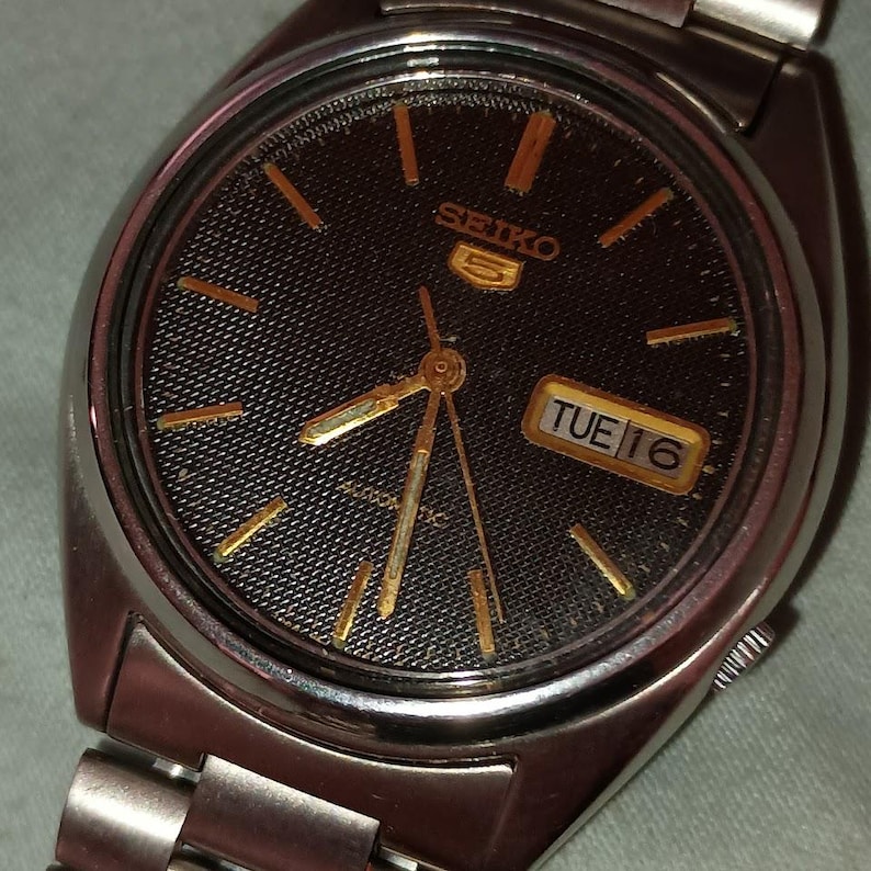 JDM Seiko 5 7009-3040 Automatic, Kanji English Bilingual Day/date, Black Waffle Dial, Restored ...