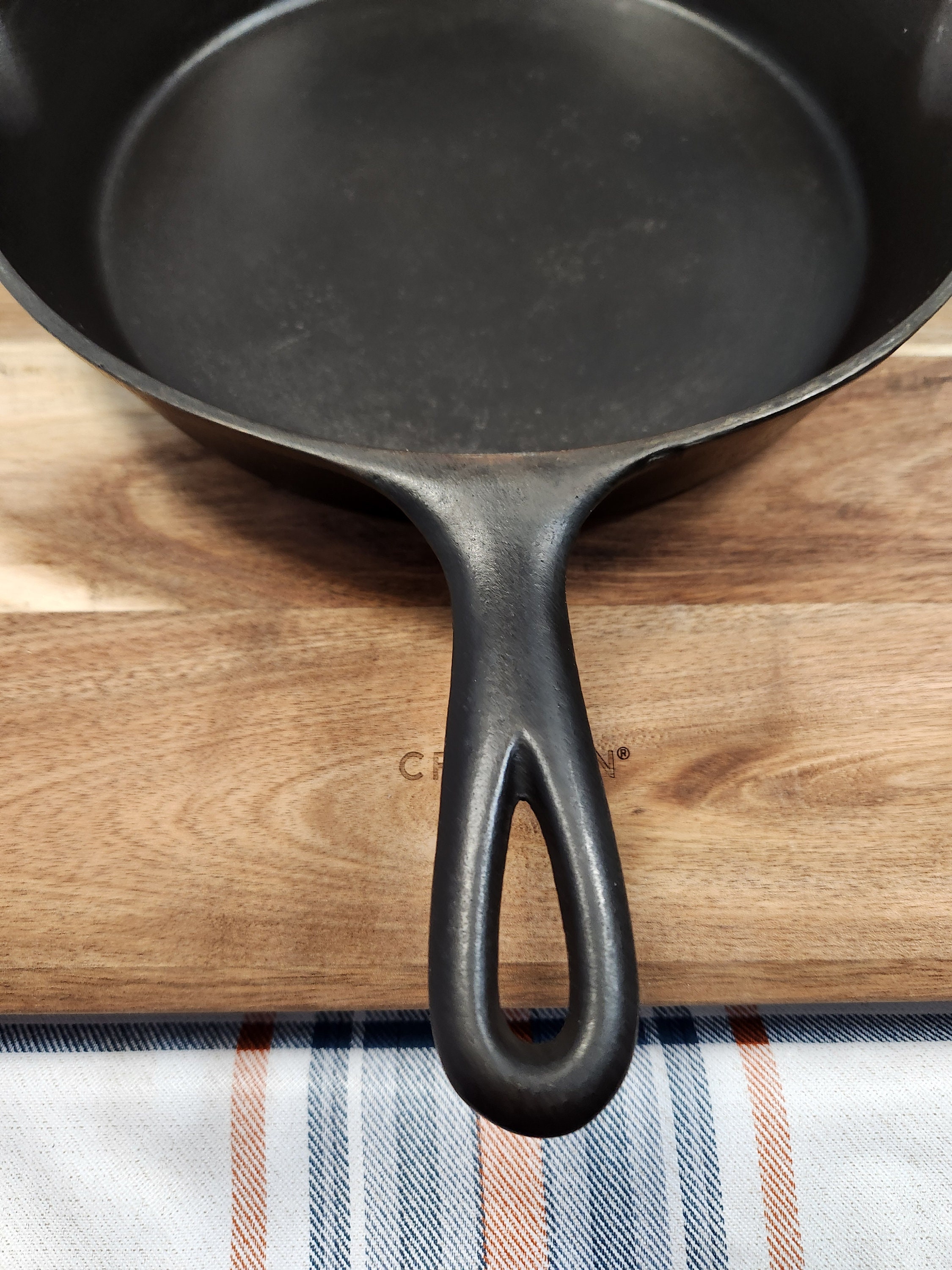 Favorite Piqua 9 unmarked Cast Iron Skillet - Etsy