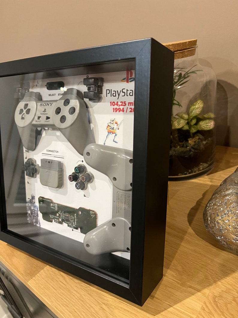 Playstation 1 Controller Diorama Frame - Etsy