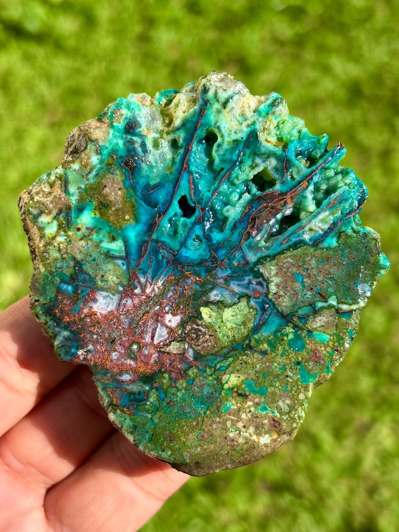 Hyper Rare Inclusions - Botryoidal Inside | Striking Red Spiderwebbblue ...