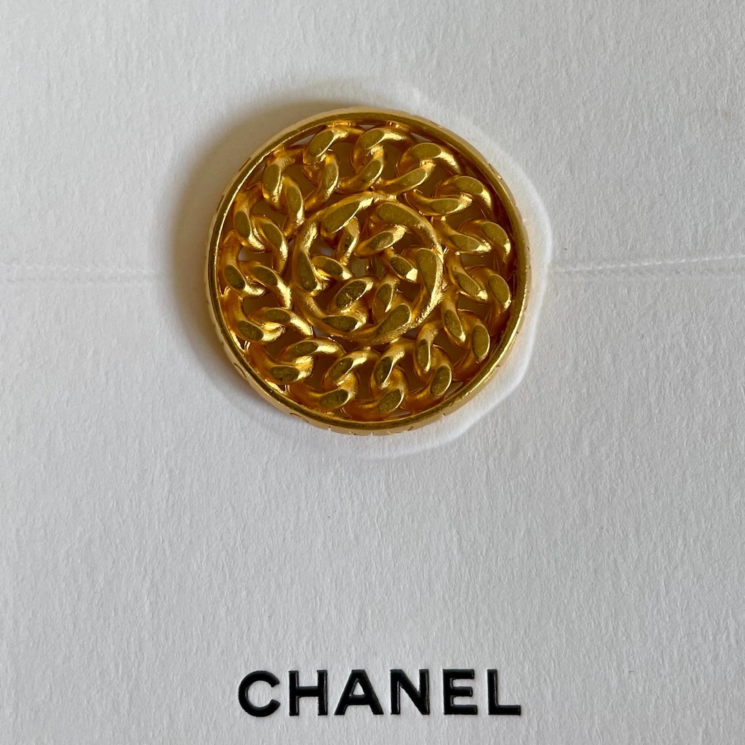 Vintage Chanel Button, Gold Chain Pattern, Rare, Authentic, 2 Cm ...