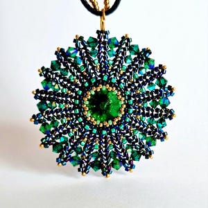 Beading Tutorial- Green Sunrise Pendant,beading Pattern,beading ...