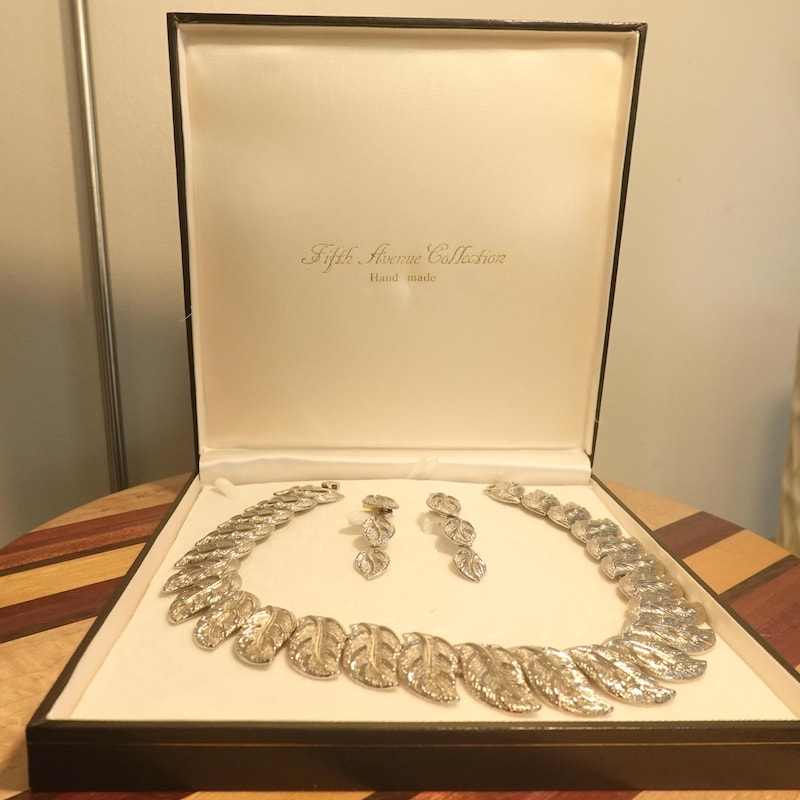 Fifth Avenue Collection - Etsy Canada