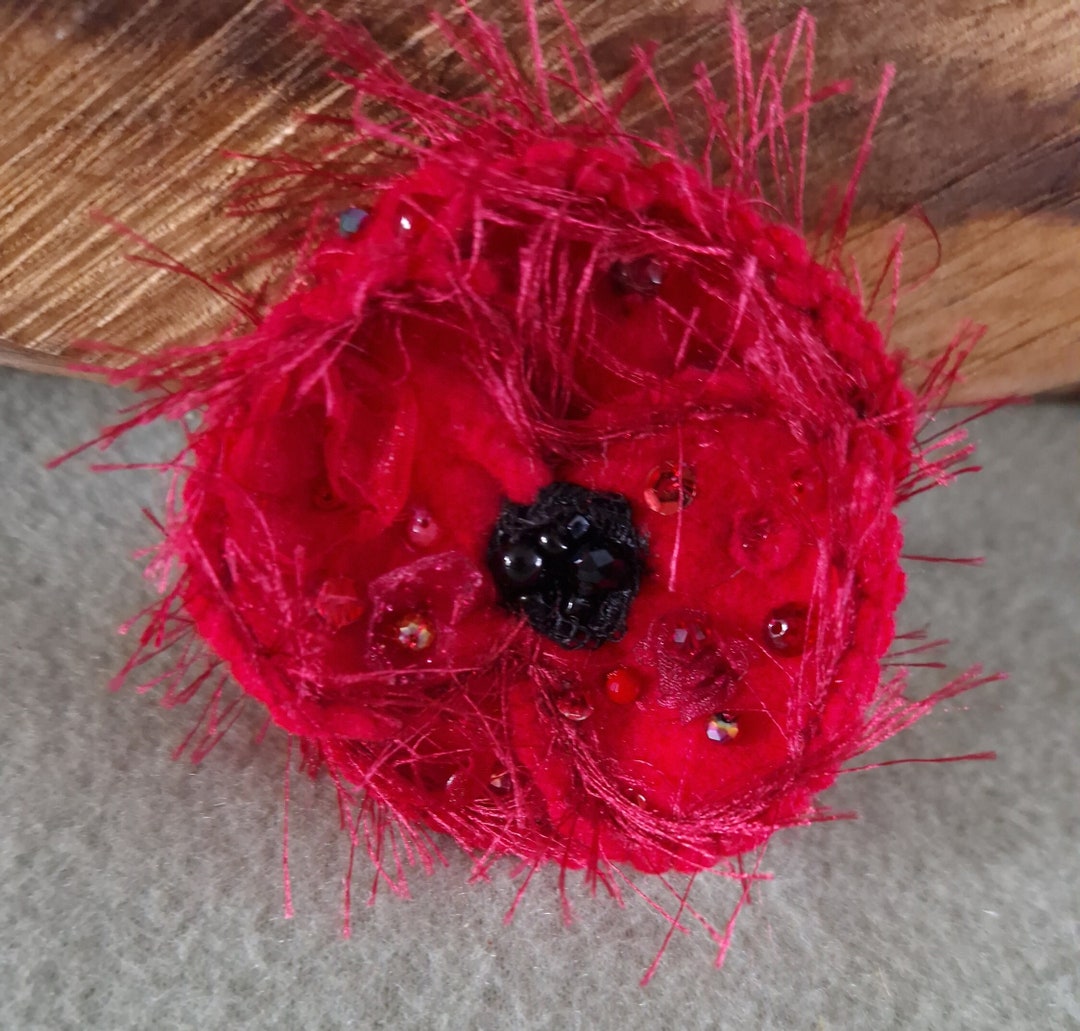 Red Ragged Poppy Brooch Remembrance Day Beaded Flower Lapel Corsage Hat ...