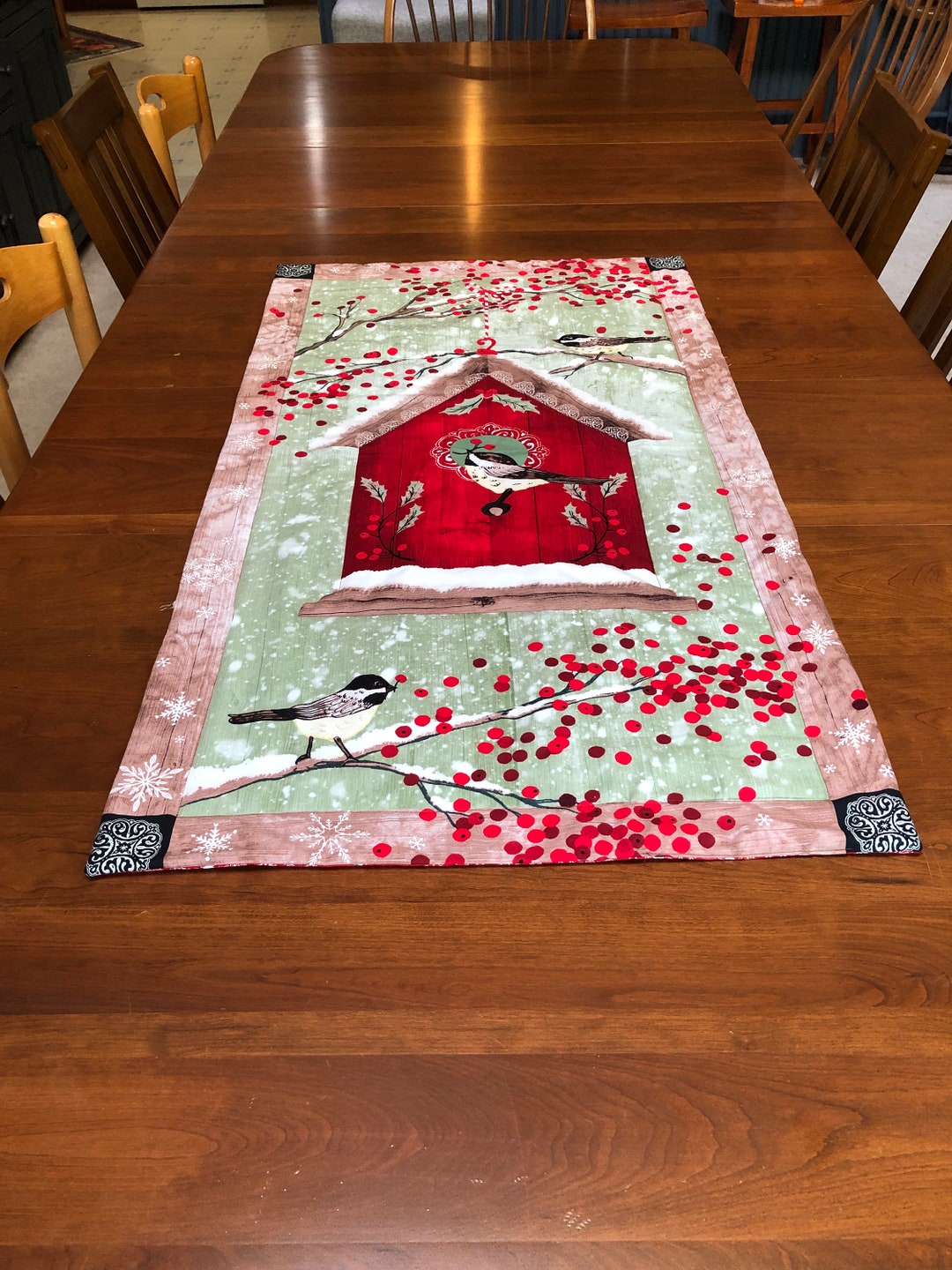 Winter Berries Table Runner Birdhouse Songbird Door Wall Hanging|rev. Snowflake Quilted Table ...