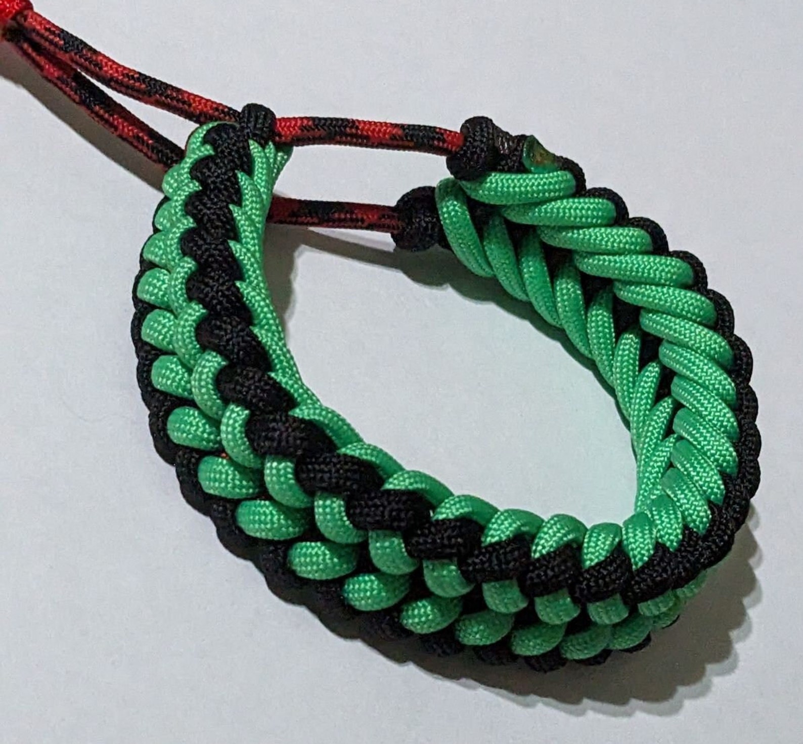 Sinch Style Sanctified Paracord Bracelet - Etsy