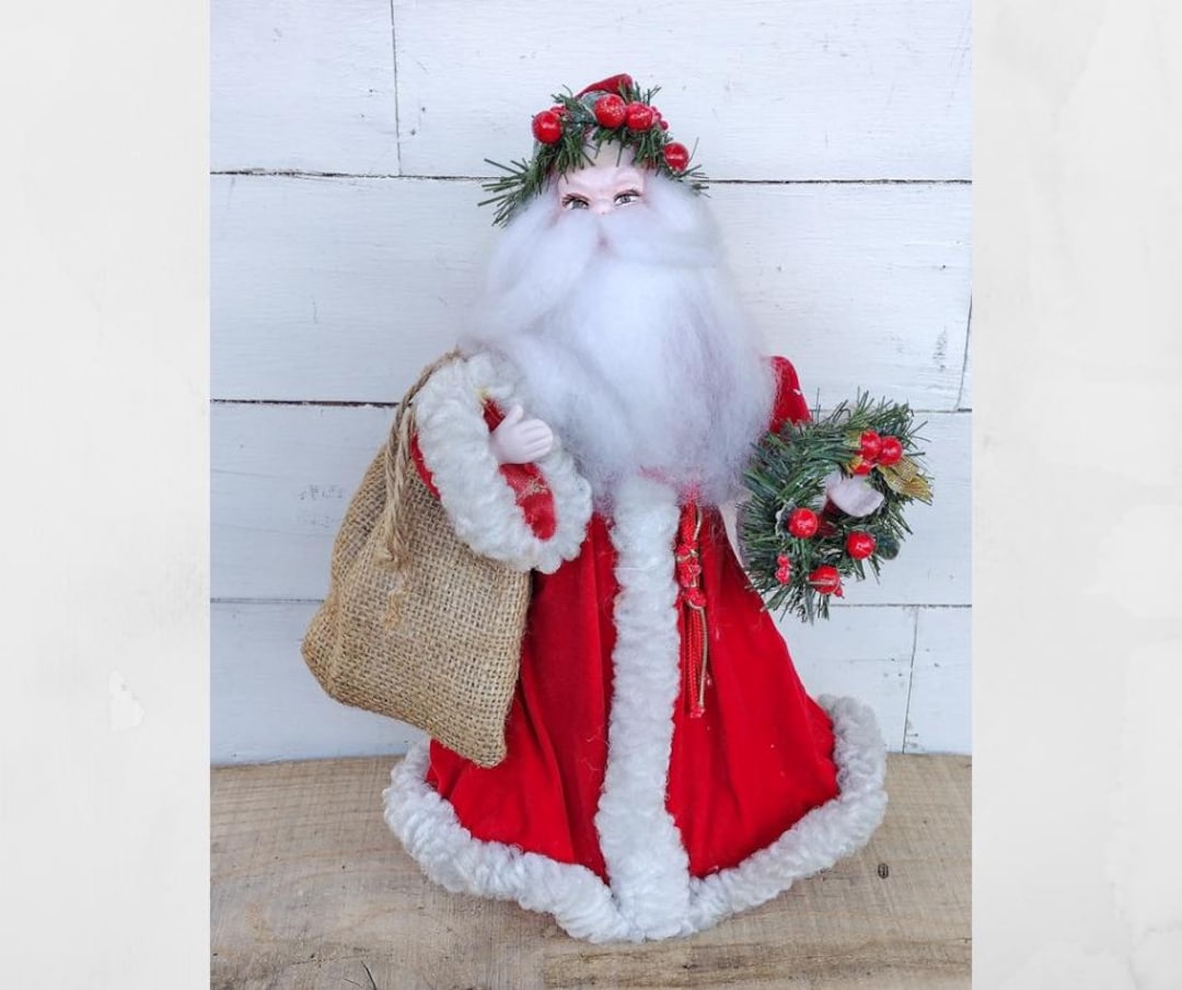 Vintage Santa Christmas Tree Topper. Old. Berries Adorned Hat and ...