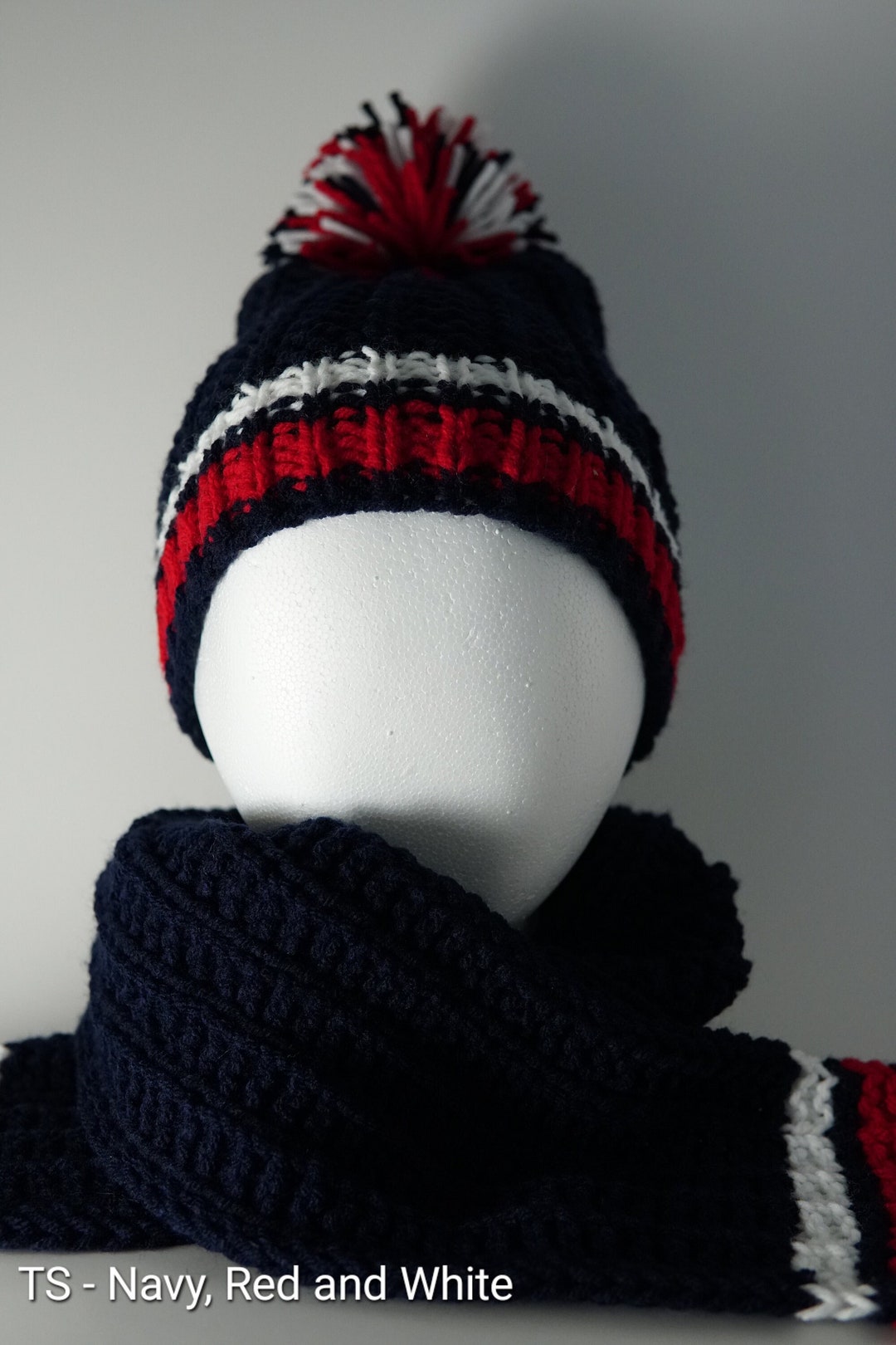 Hand-knitted Toque for Kids With Scarf - Etsy
