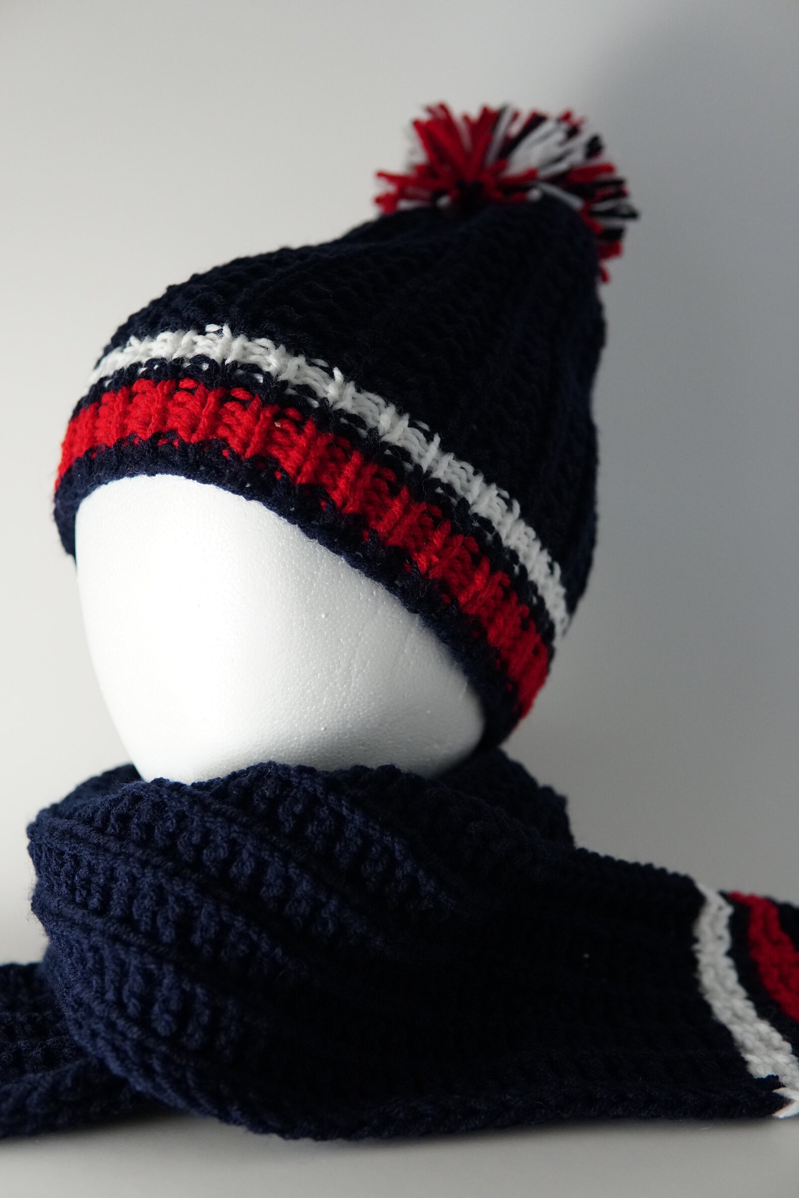 Hand-knitted Toque for Kids With Scarf - Etsy
