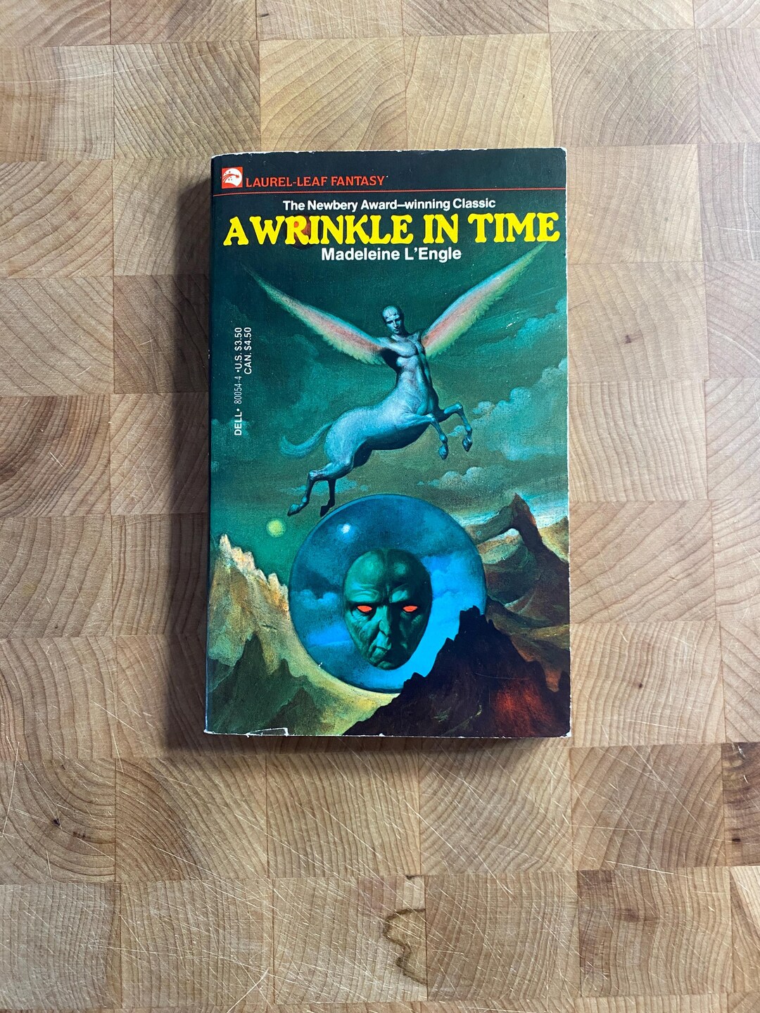 A Wrinkle in Time Retro 1970's Softcover by Madeleine L'engle Stranger ...