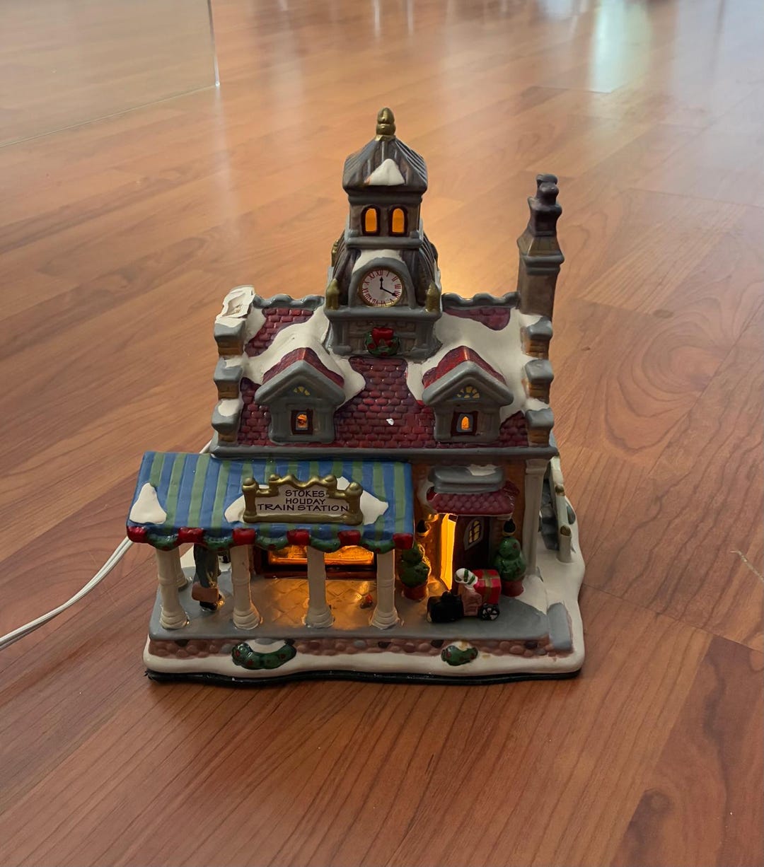 Lemax Carole Towne Stokes Holiday Train Station Christmas Village ...