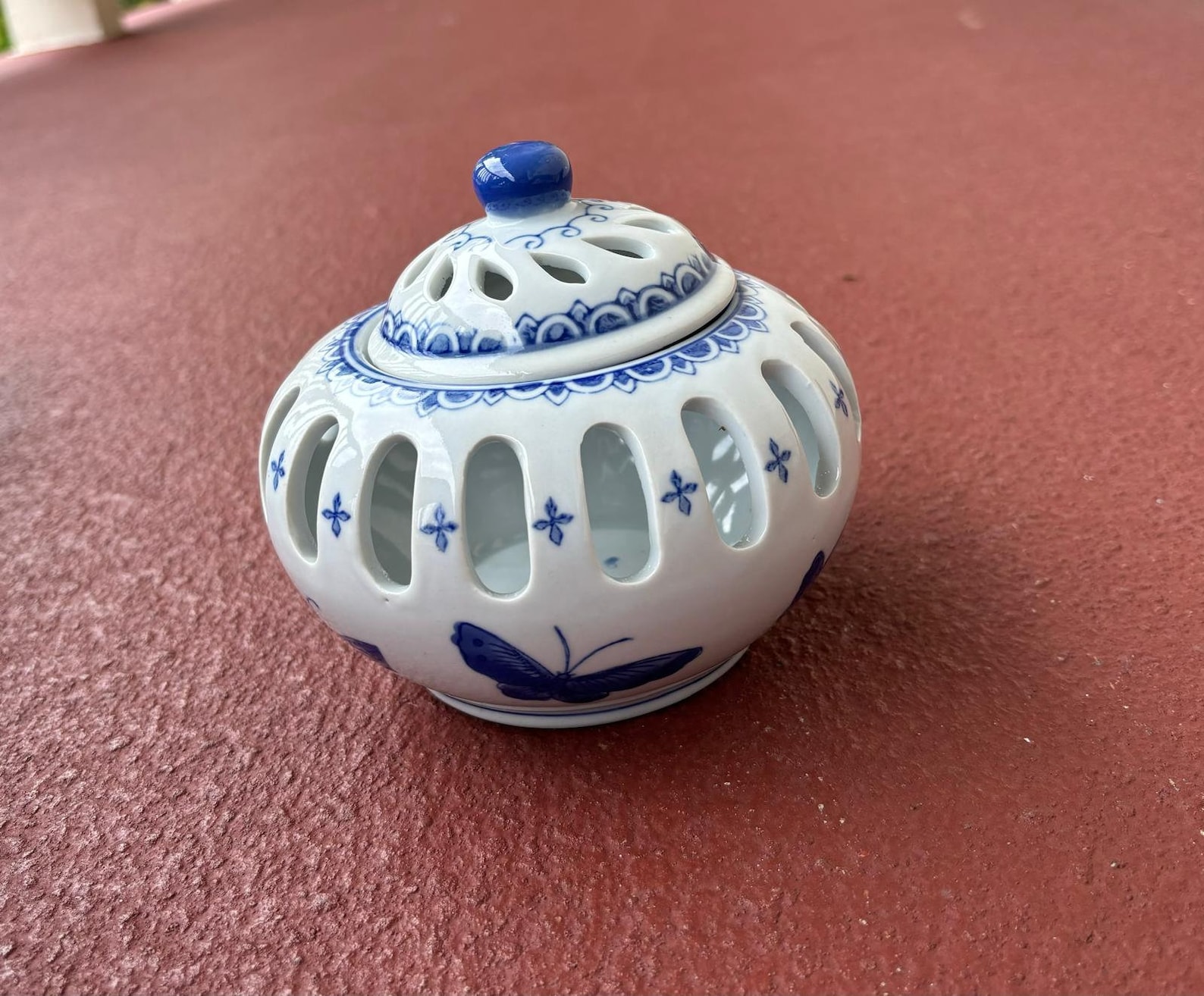 Vintage Chinese Blue & White Reticulated Porcelain Potpourri Jar - Etsy