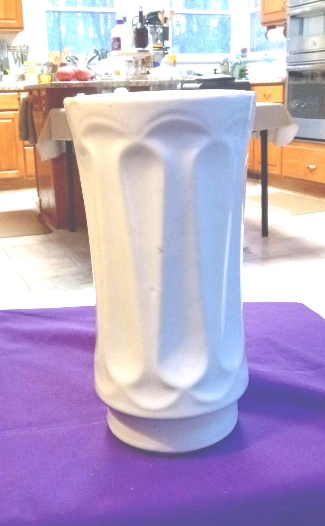 1960's, Mccoy, Floraline USA 402, White, Round, 9" Tall, 4.5" Diameter ...