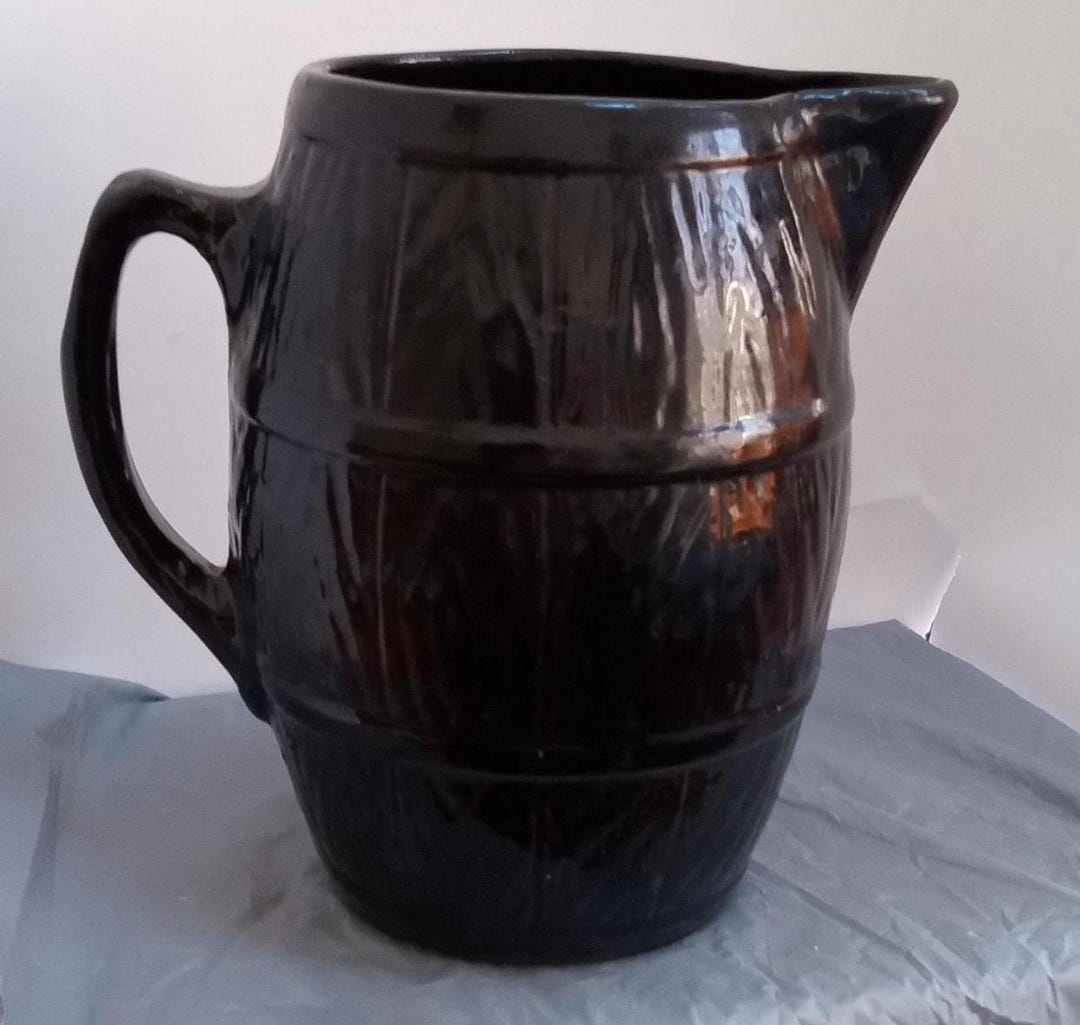 1920's Antique Nelson Mccoy Black Barrel Circle; Mark Includes Circle ...