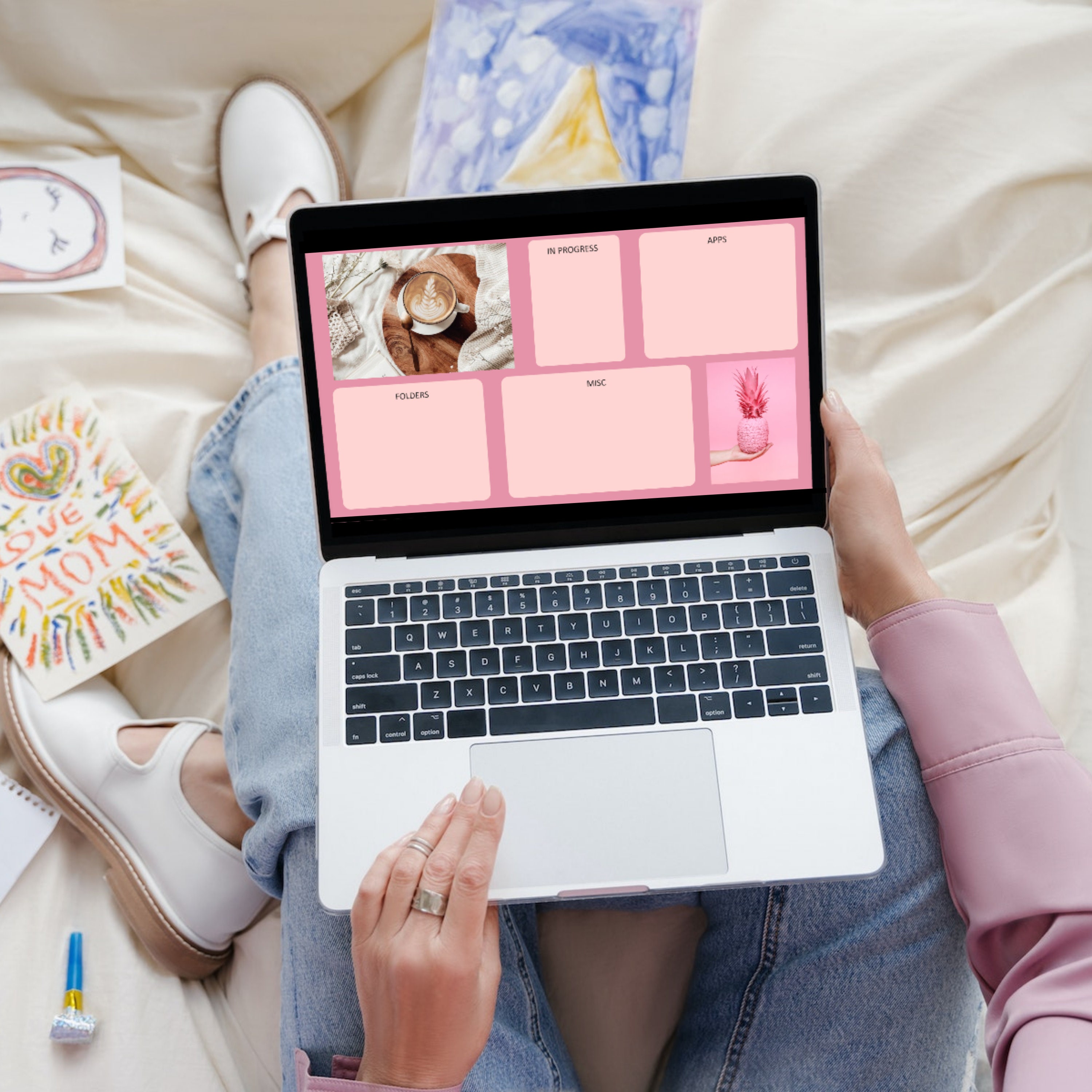 Get Organized and Make Your Desktop Beautiful With This Ultimate Pink ...