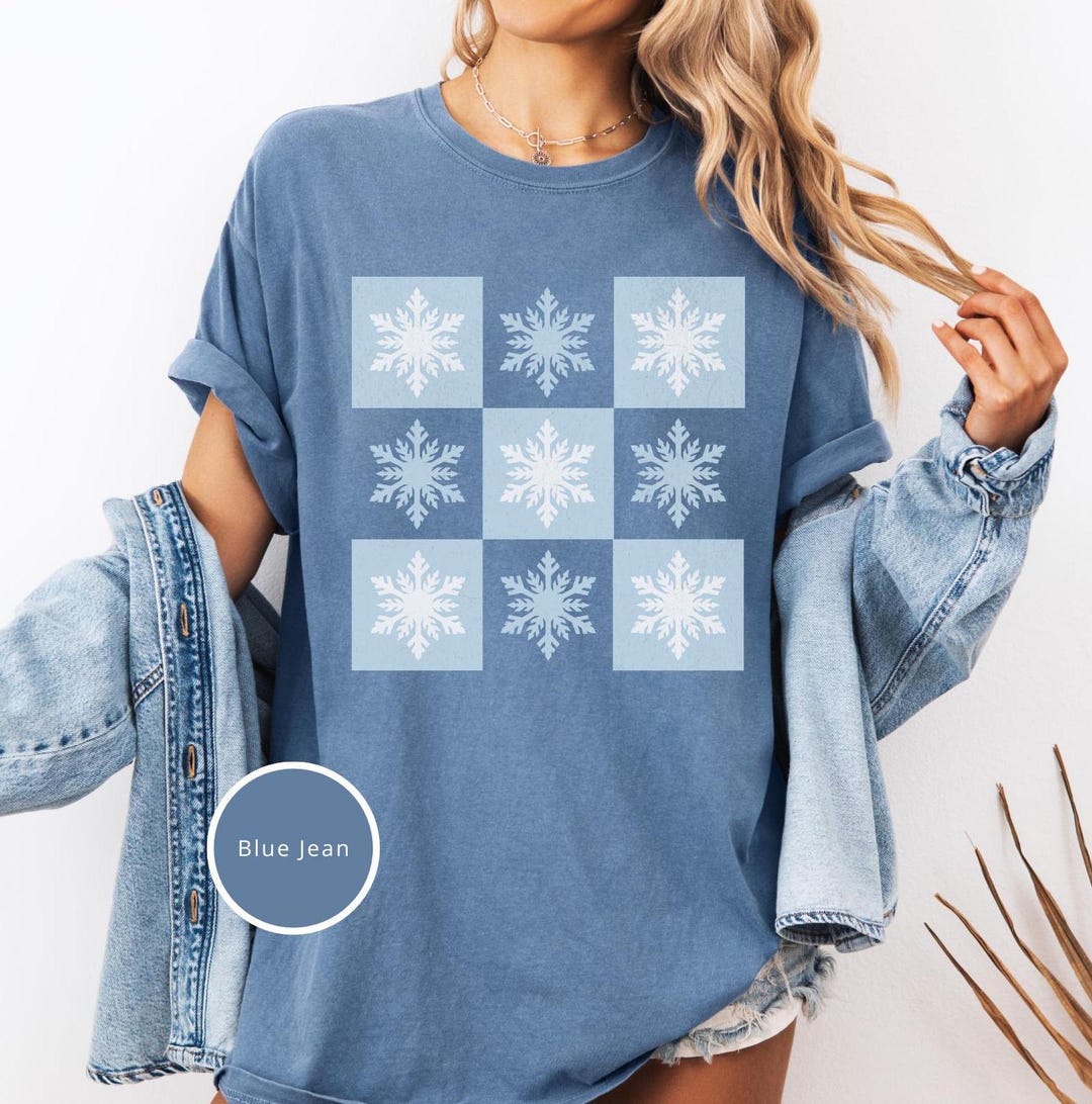 Comfort Colors Snowflakes Shirt Christmas Gift for Her, Retro ...