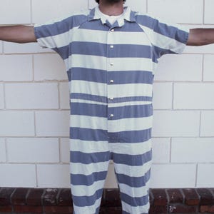 Jail Prison Inmate Jumpsuit Blue and White Stripe Halloween Costume ...