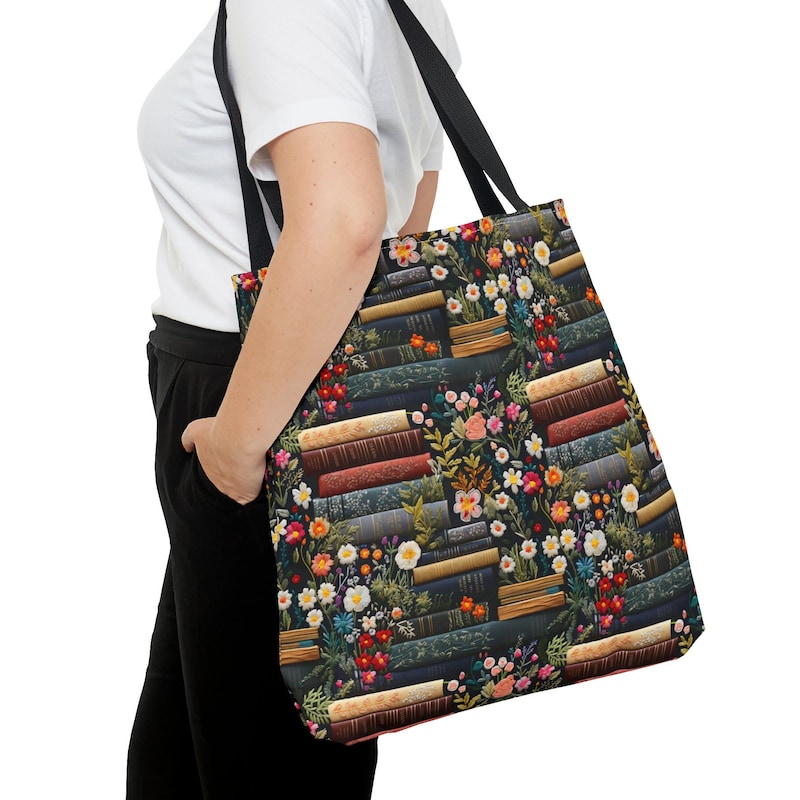 Quilted Tote Bag With Books - Etsy