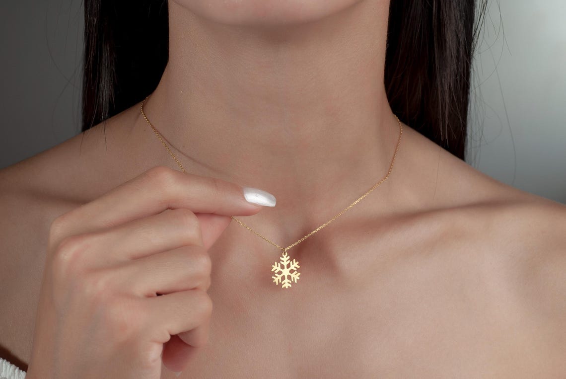 Snowflake Necklace, Christmas Gift, Snow Jewelry, Dainty Snowflake ...