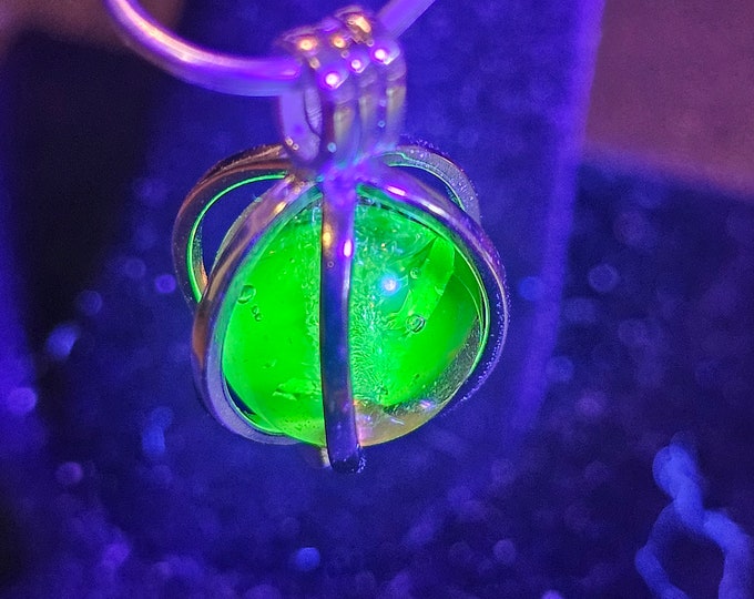 Uranium Glass Pendant in New Sterling Silver With a Vintage 10 Mm Bead ...