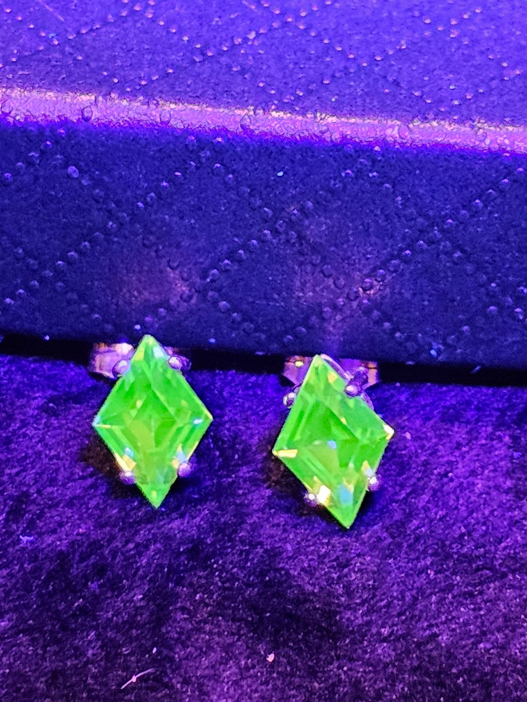 Uranium Glass Earrings in New Sterling Silver With Vintage Kite Cut ...