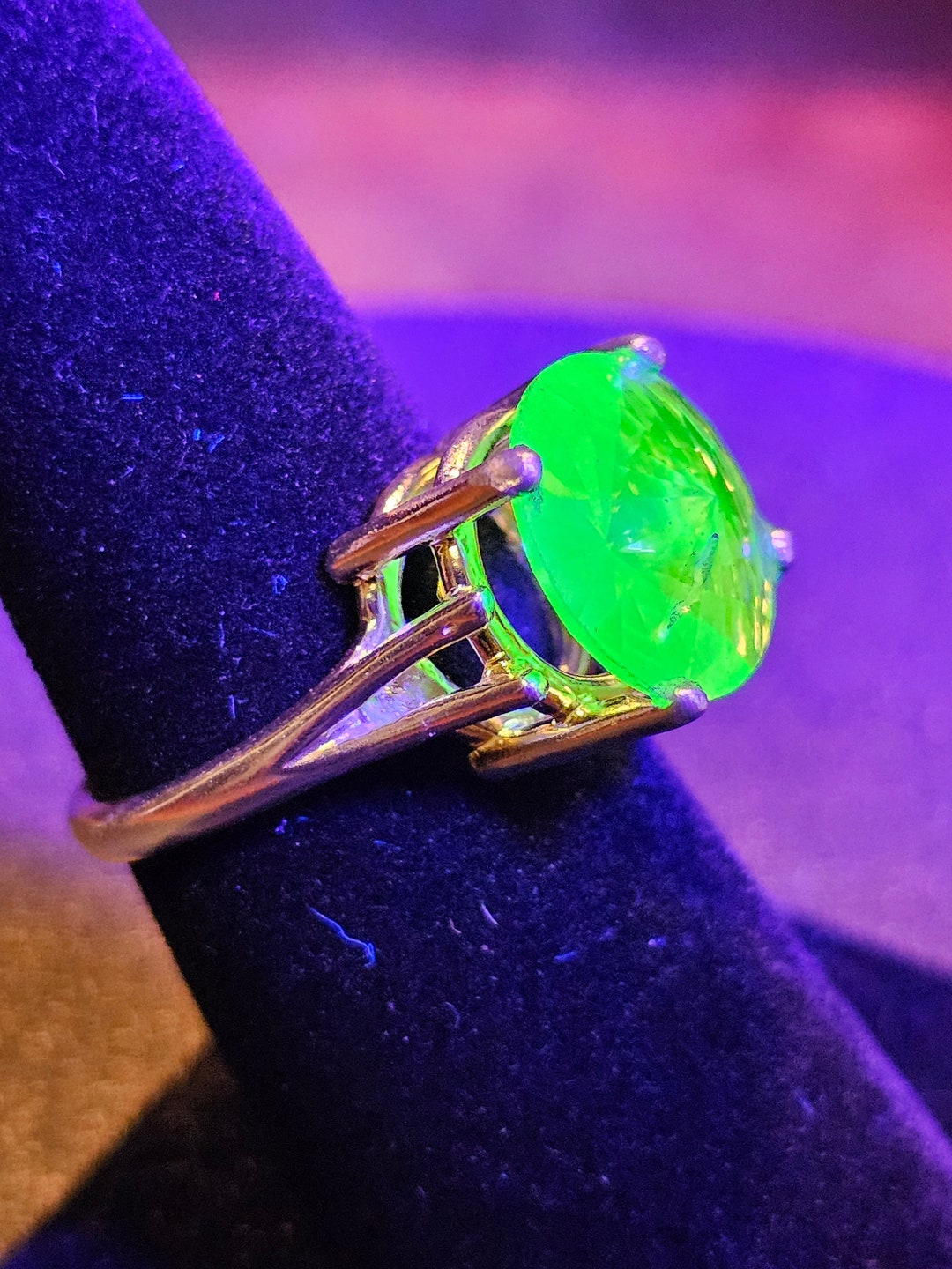 Uranium Glass Round Cut Ring Size 6.5 or 7 in New Sterling Silver With ...