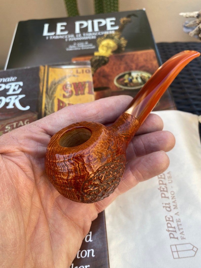 Hawkbill-style Pipe by Pîpe Di Pépe - Etsy