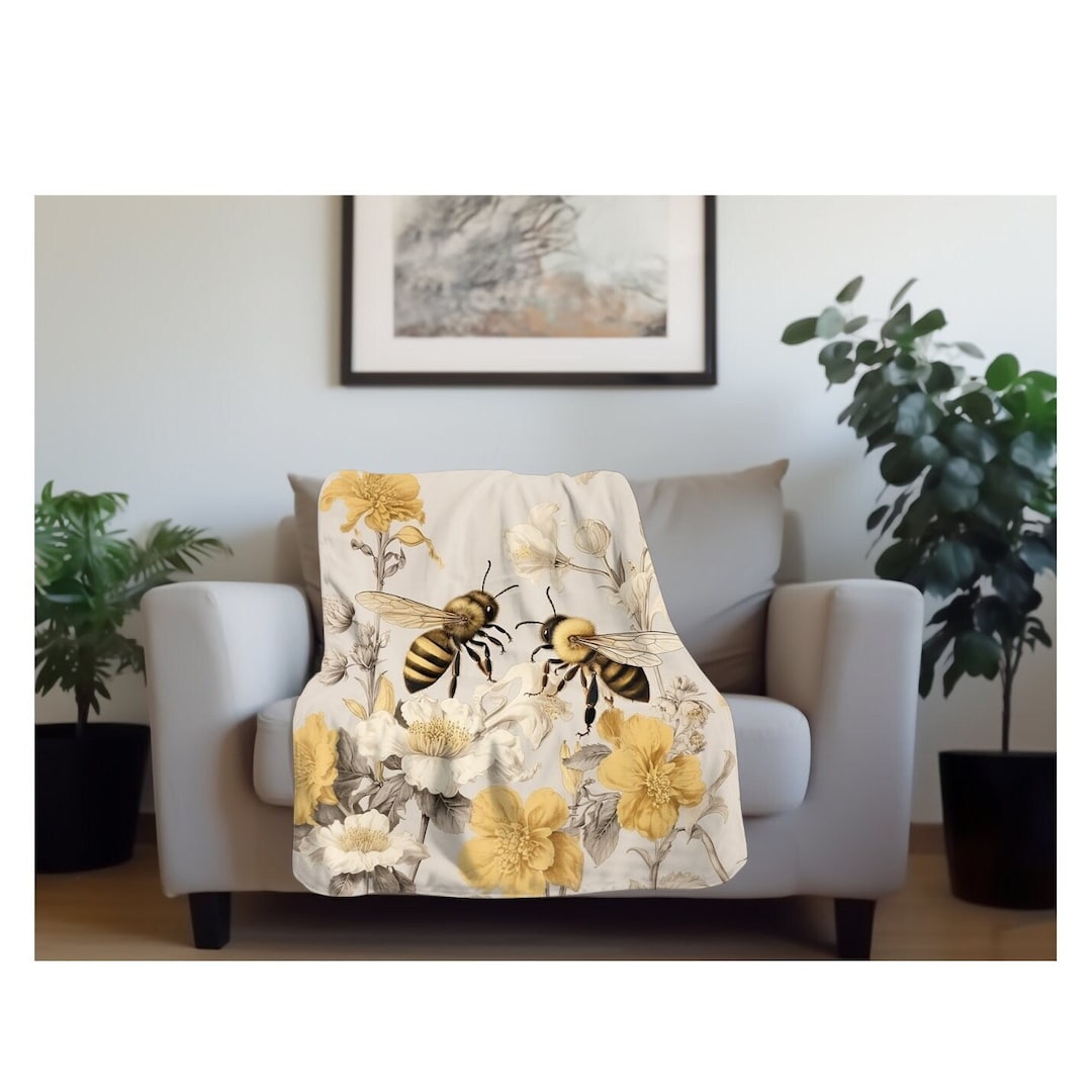 French Country Vintage Bee Sherpa Fleece Blanket | Honey Bee Decor ...