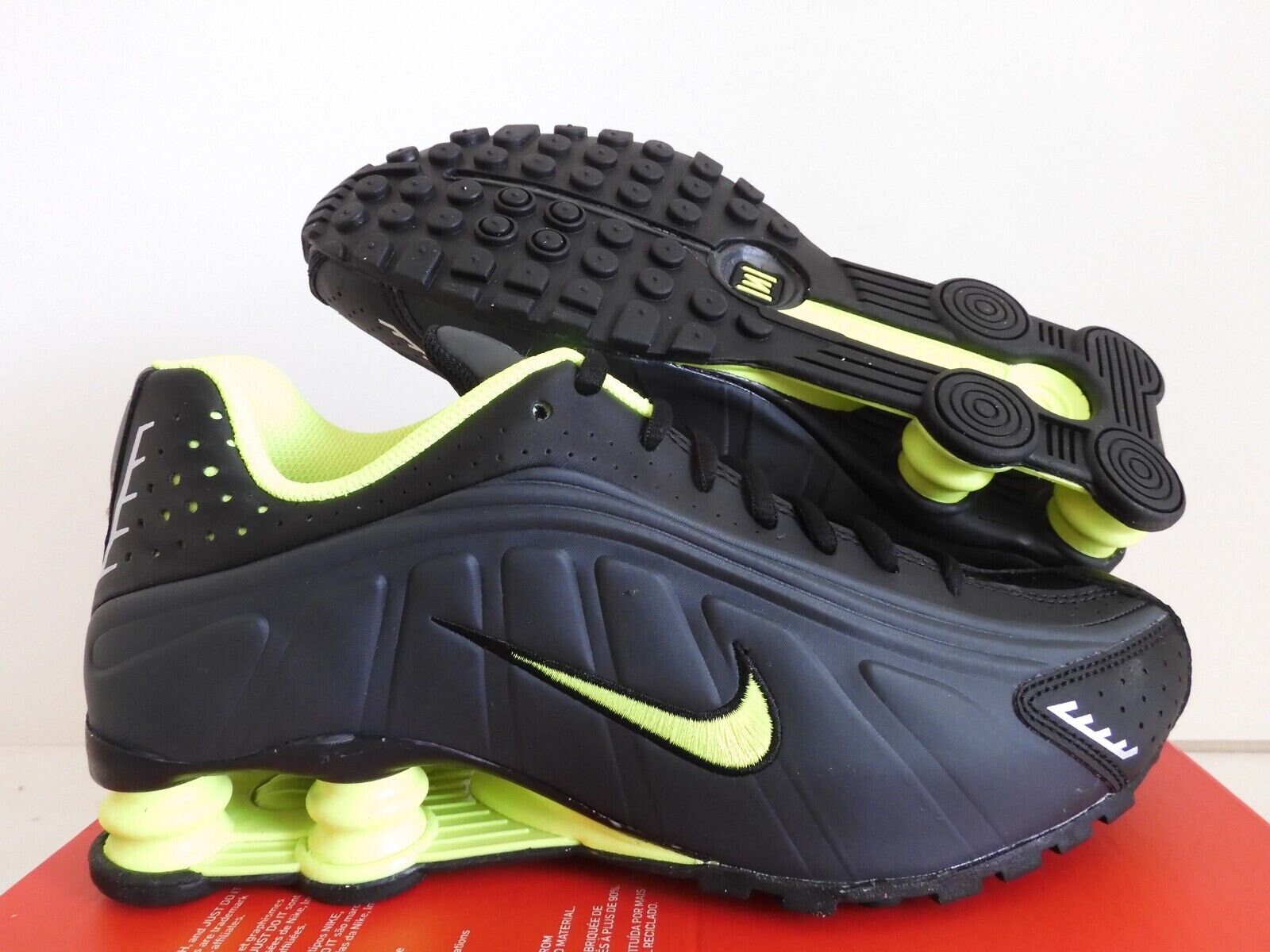 Black Nike Shox Elevate