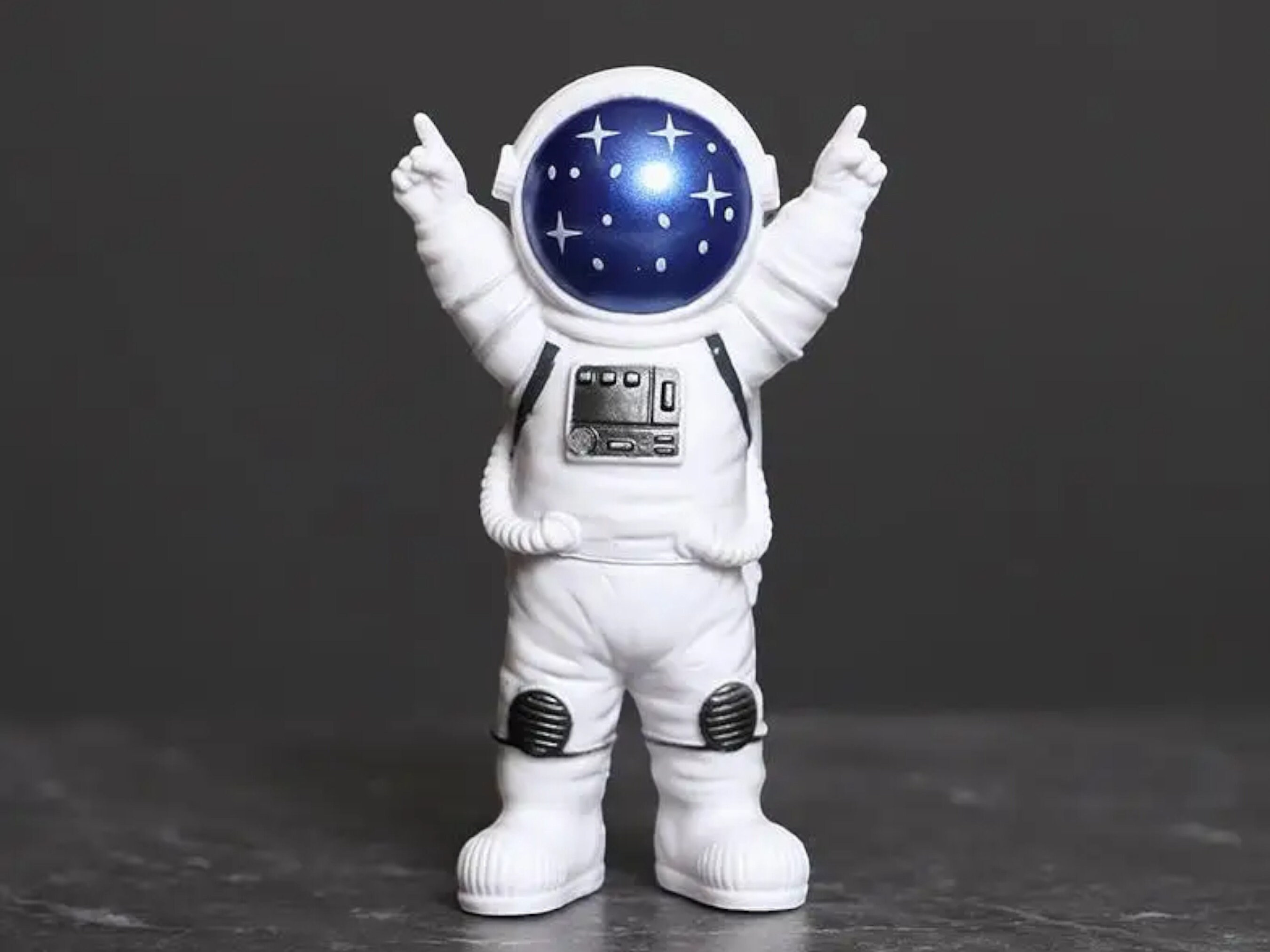 Mini Astronaut Figure Resin Spaceman Sculpture for Kids' Education and ...