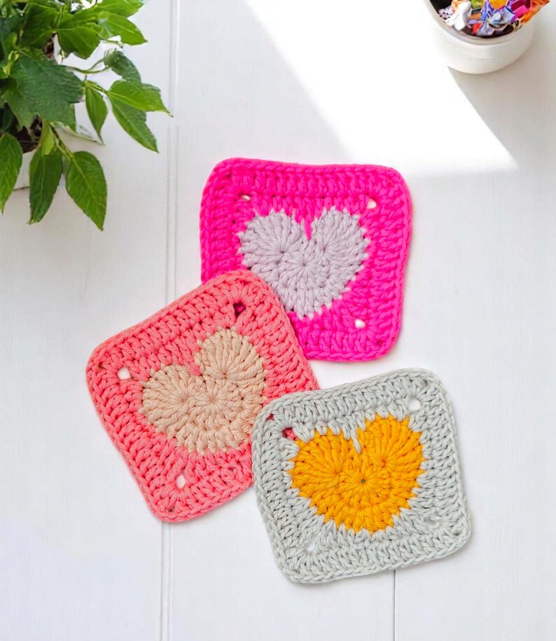 Heart Granny Square Crochet Pattern - Etsy