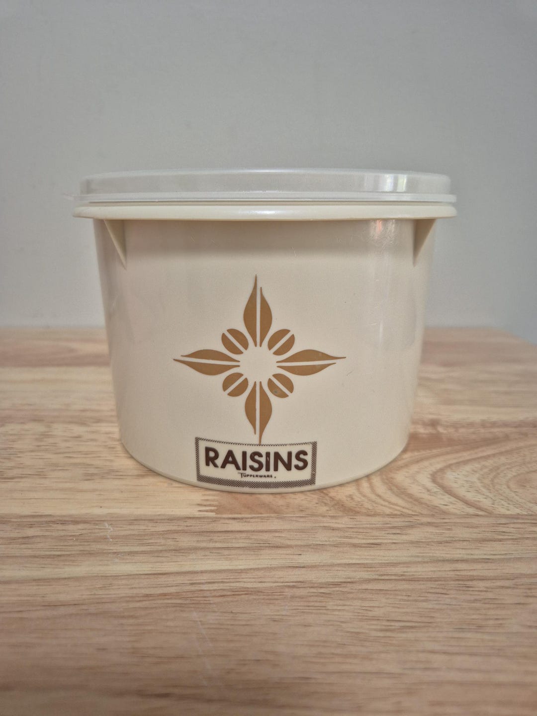 Retro Vintage Tupperware Almond Round Storage Container 1970s With ...