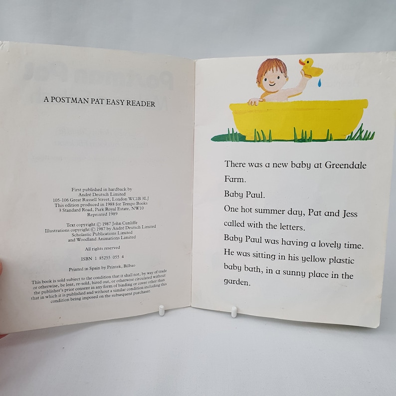 1988 Postman Pat Makes a Splash | Vintage Children's Books | Easy ...
