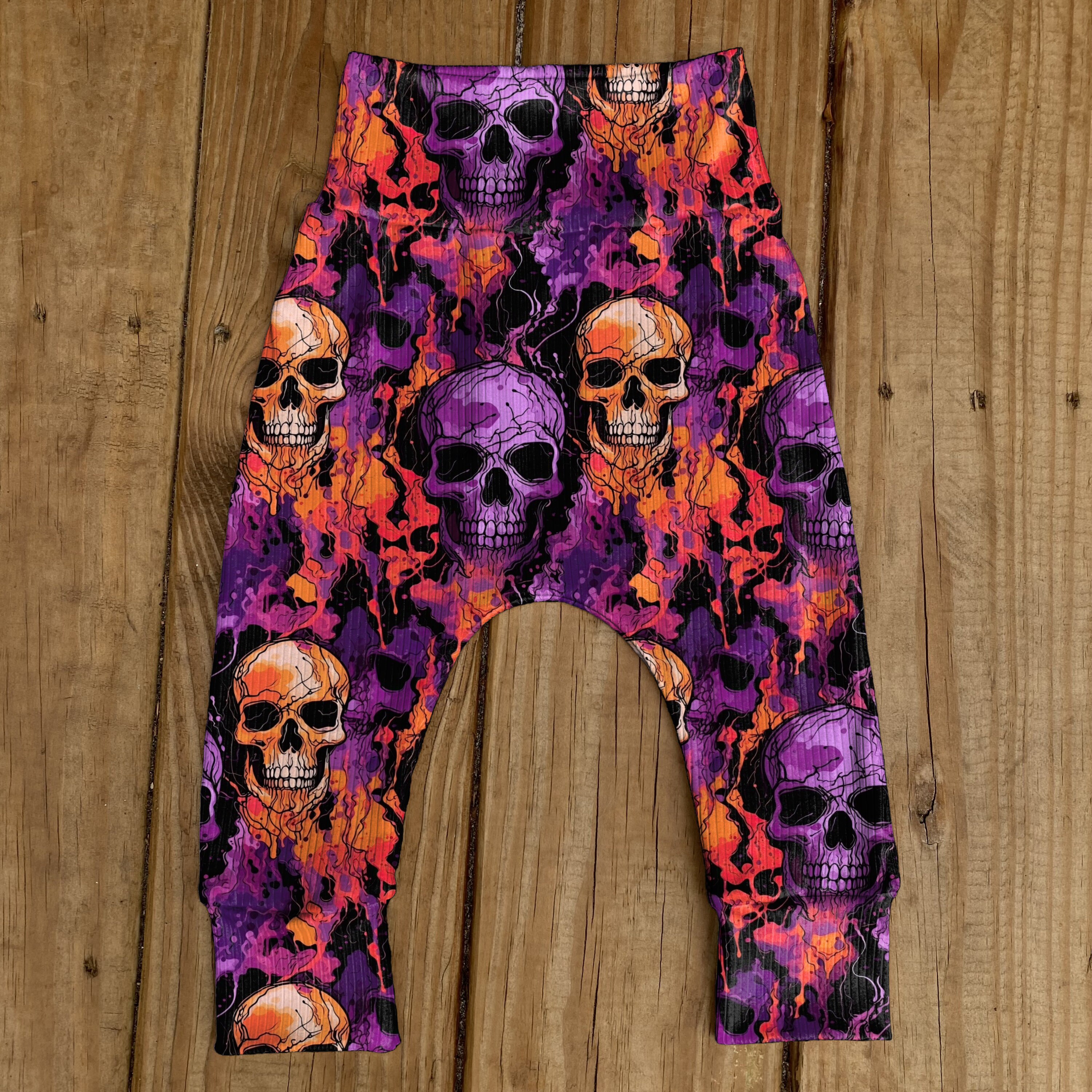 Halloween Skulls Alcohol Ink Seamless Pattern, Watercolor Seamless ...