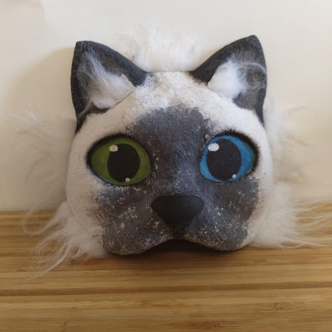 Cute Ragdoll Therian Cat Heterochromia Mask - Etsy