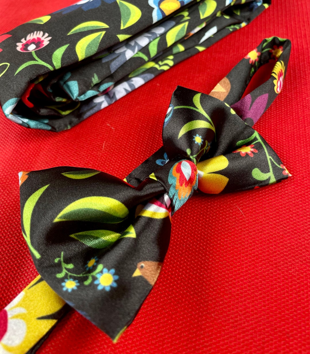 A Set of Men's Accessories 4 in 1: Tie, Bow Tie, Cufflinks and Pocket ...