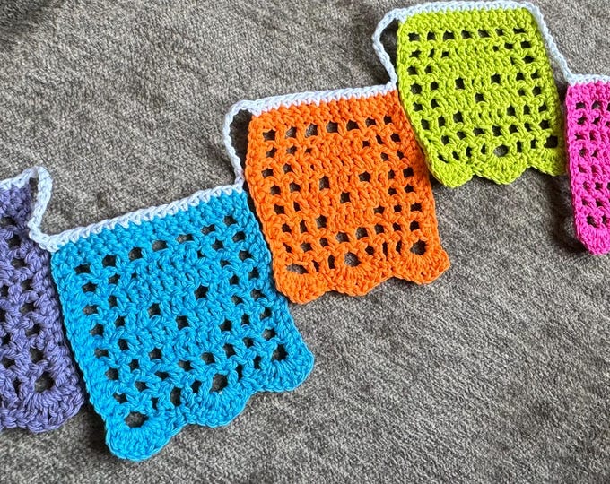 Papel picado Crochet Dia de Muertos Papel Picado Crochet Day of the ...